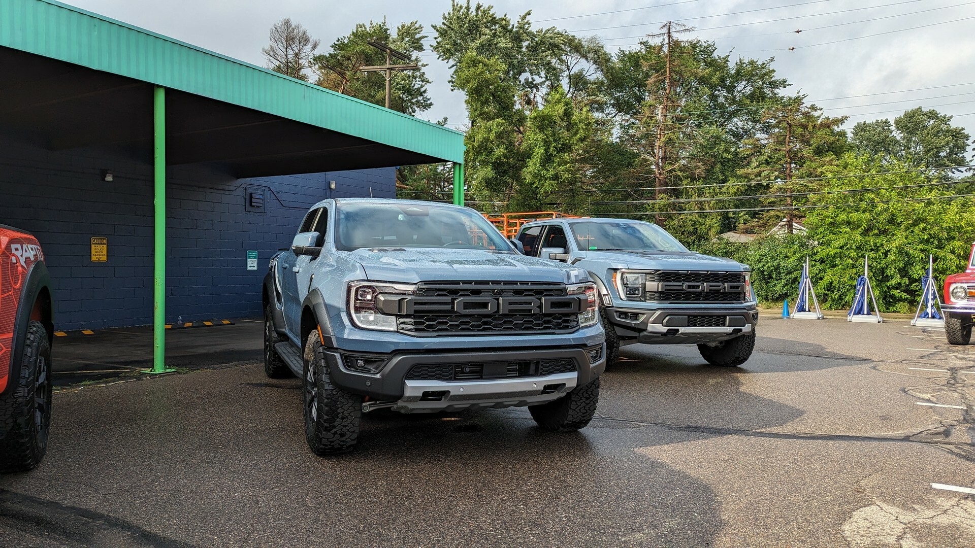 2024 Ford Ranger Raptor Meets F-150 Raptor, Shows The Family ...