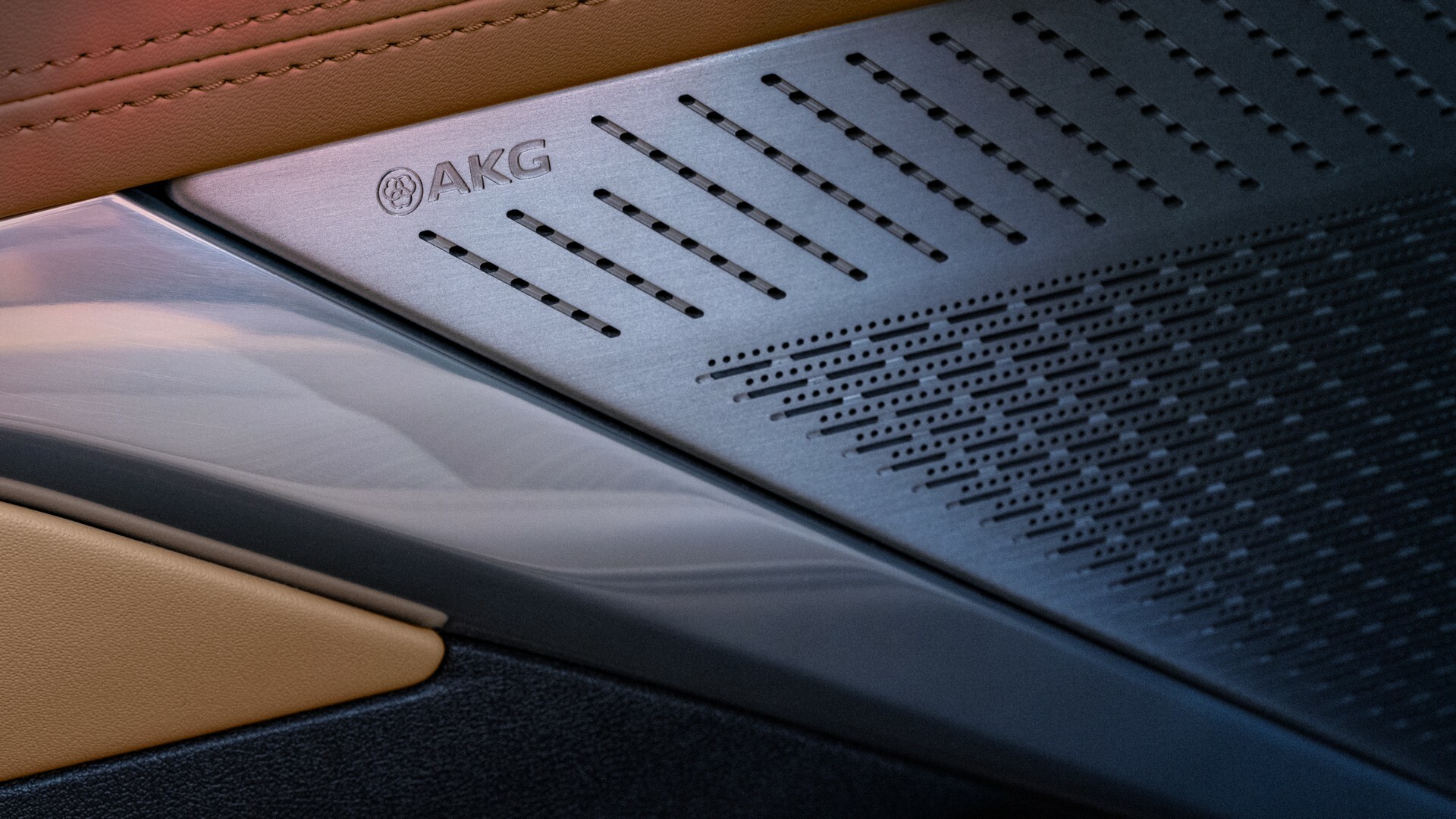 Go Big Or Go Home? Cadillac Confirms Stretched Escalade iQL | Carscoops