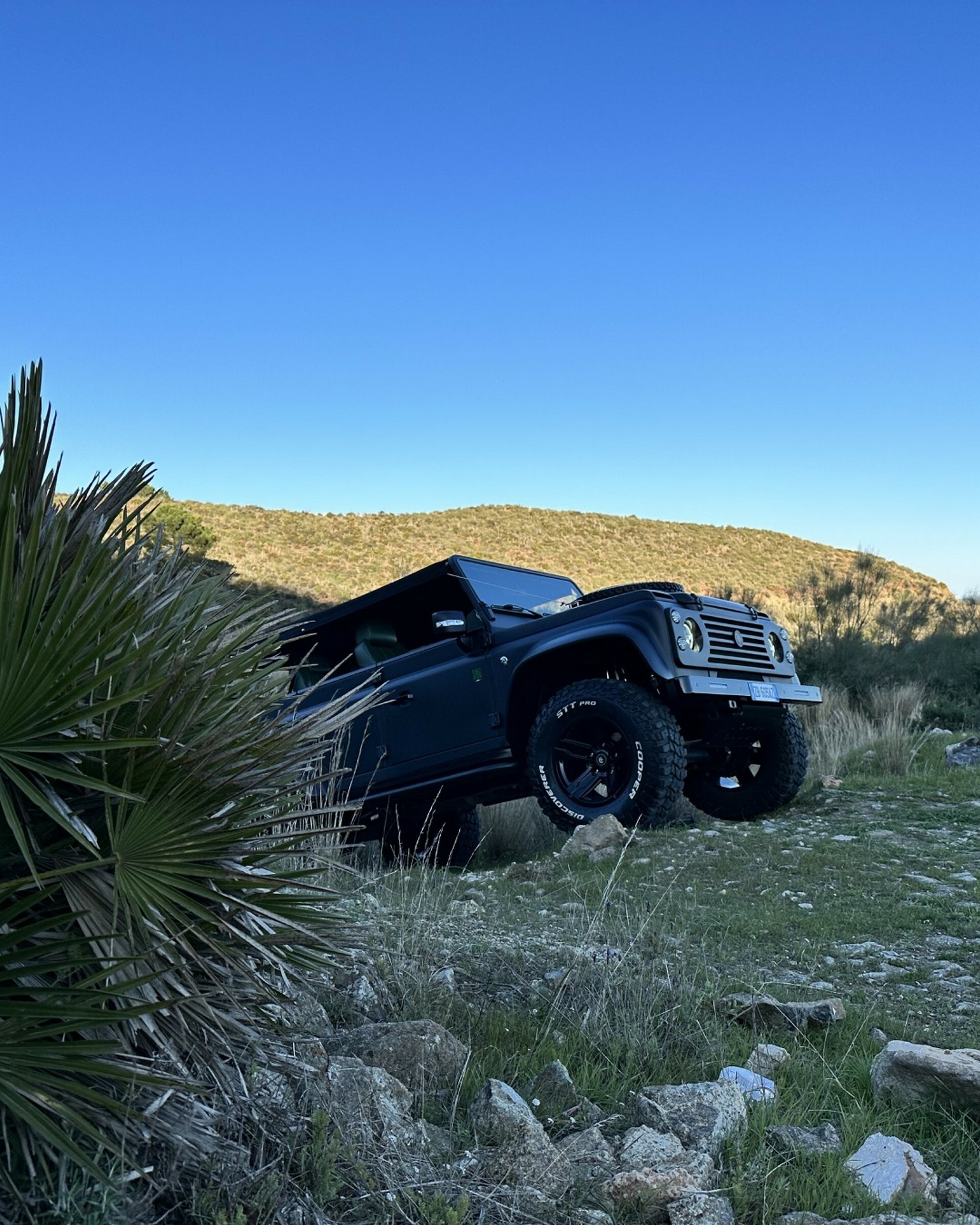 Ares Modena’s Land Rover Defender Cabrio Is The Ultimate Off-Road ...