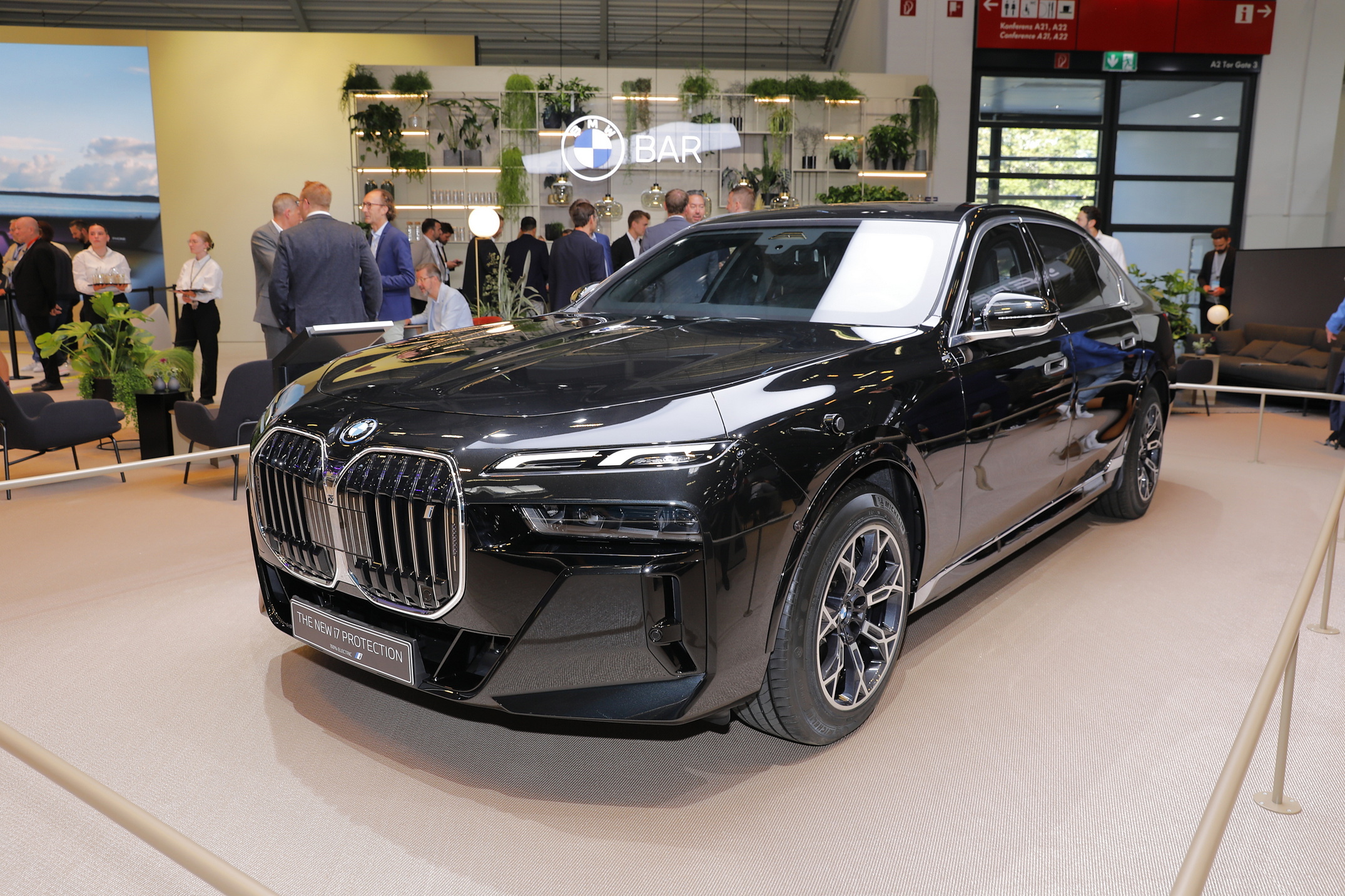 BMW i7 Protection Is The First Armored Electric Luxury Sedan But It’s ...