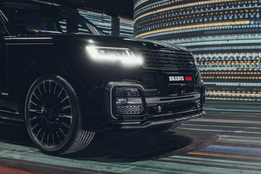 Brabus 600 Is A Range Rover P530 With A Pistachio Green Interior ...