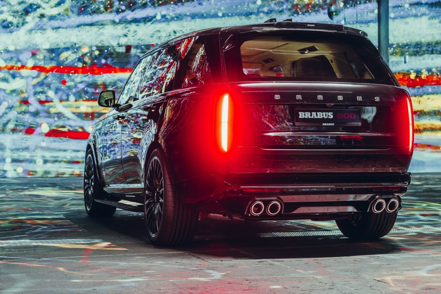 Brabus 600 Is A Range Rover P530 With A Pistachio Green Interior ...