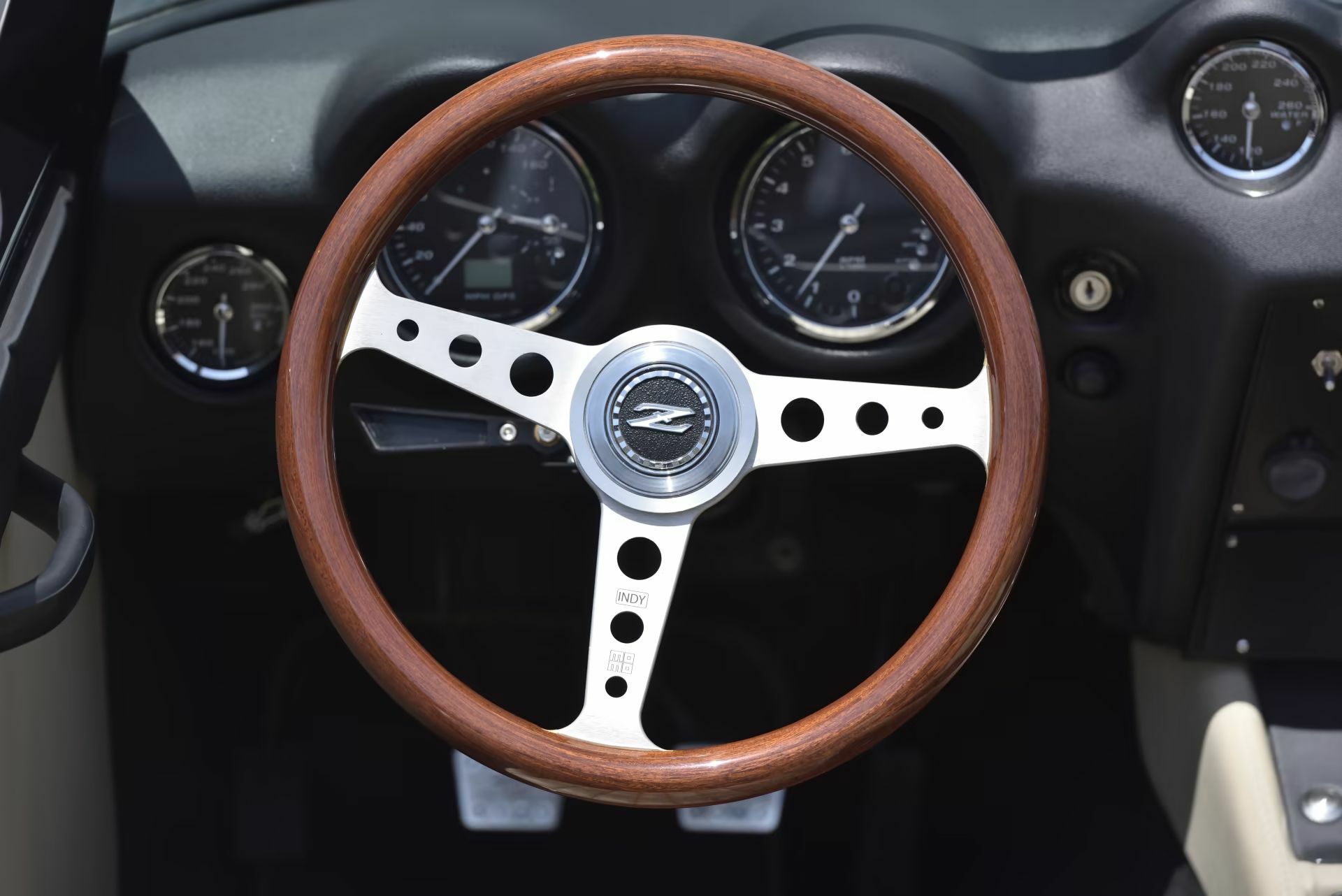 This Unique Datsun 240Z Roadster Also Has A Massive 7.4-Liter V8 With ...