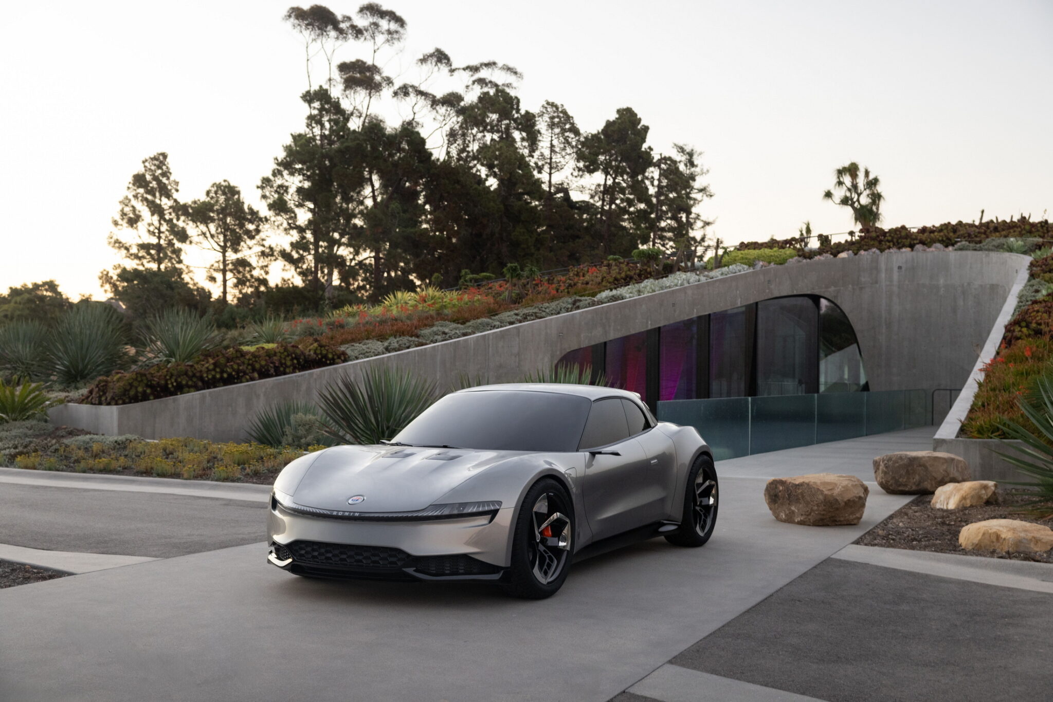 2026 Fisker Ronin EV Priced At $385,000, Promises Over 1,000 HP, 600 ...