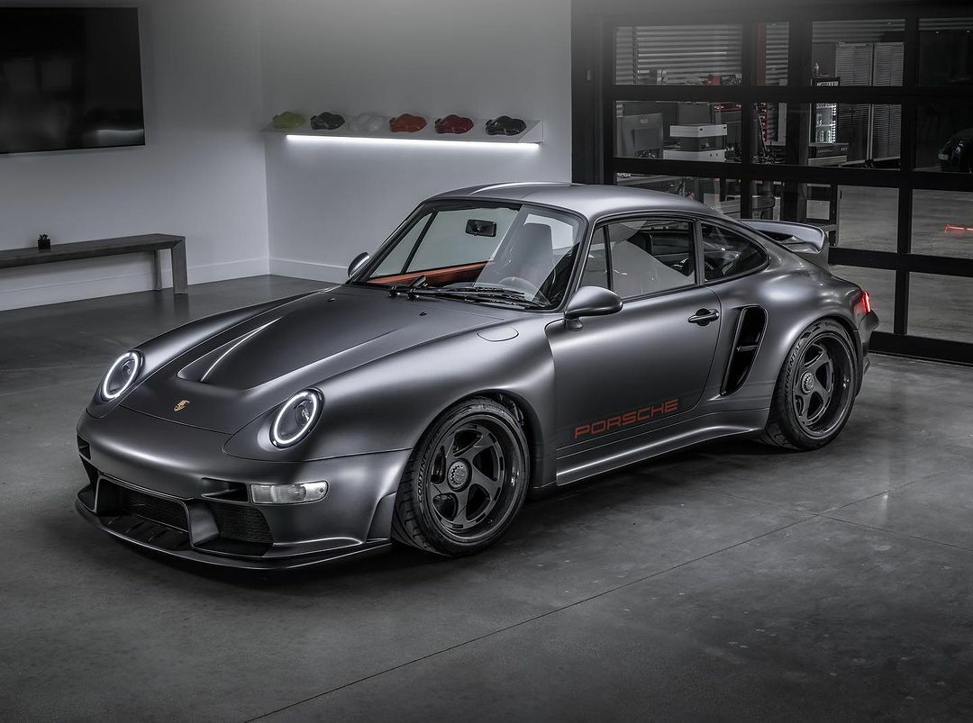 Gunther Werks Unveils Special 750 HP 911 Touring Turbo | Carscoops