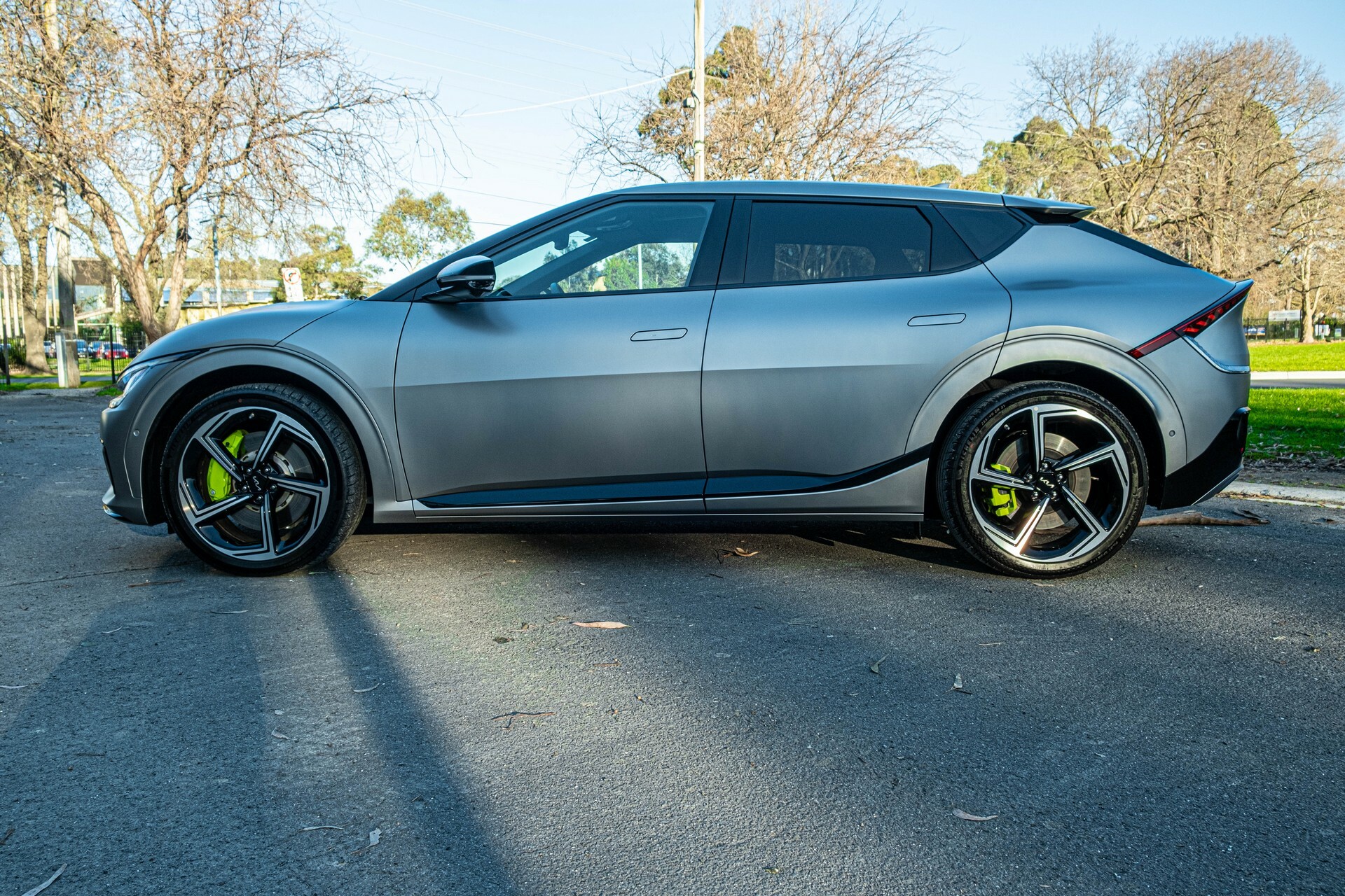 Review: 2023 Kia EV6 GT Is A Manic EV With Poise And Polish | Carscoops