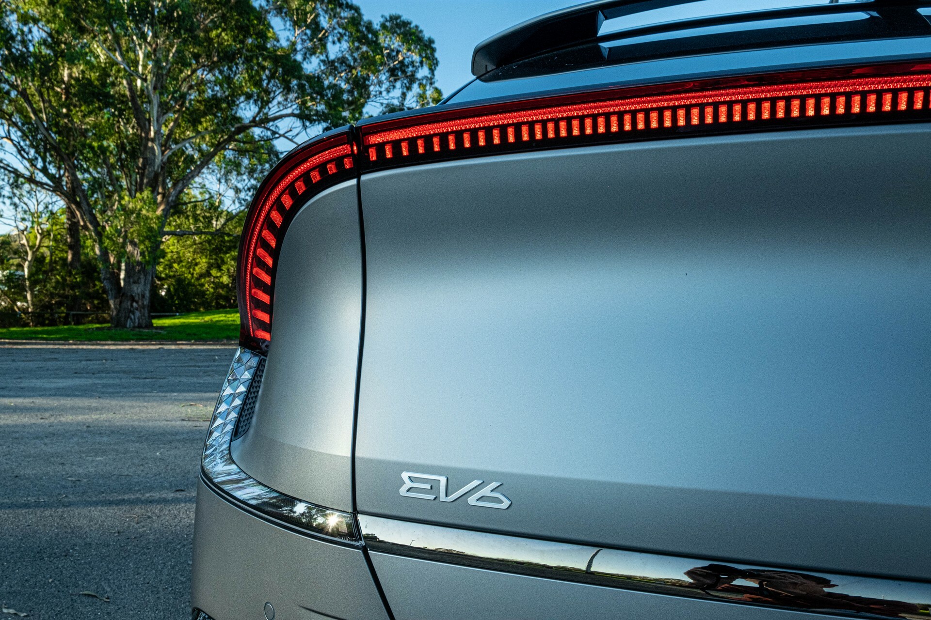 Review: 2023 Kia EV6 GT Is A Manic EV With Poise And Polish | Carscoops