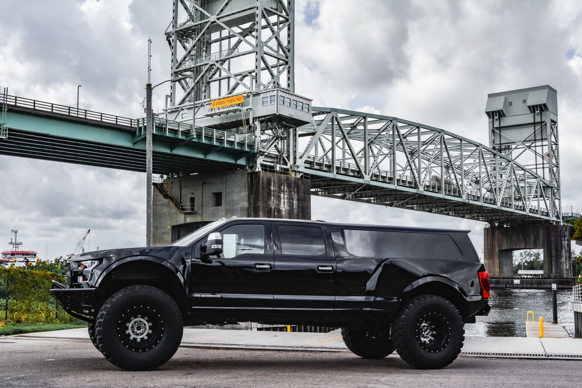 MegaRexx’s SVN Custom Is A Wild Family Hauler With Ten Seats | Carscoops