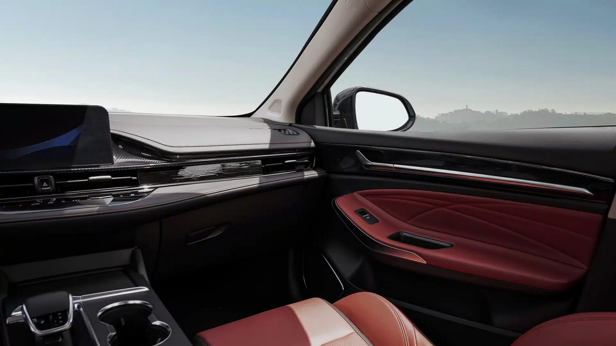 Chinese Omoda O5 GT Sedan Debuts In Mexico With A Lexus Face, 194 HP 1 ...