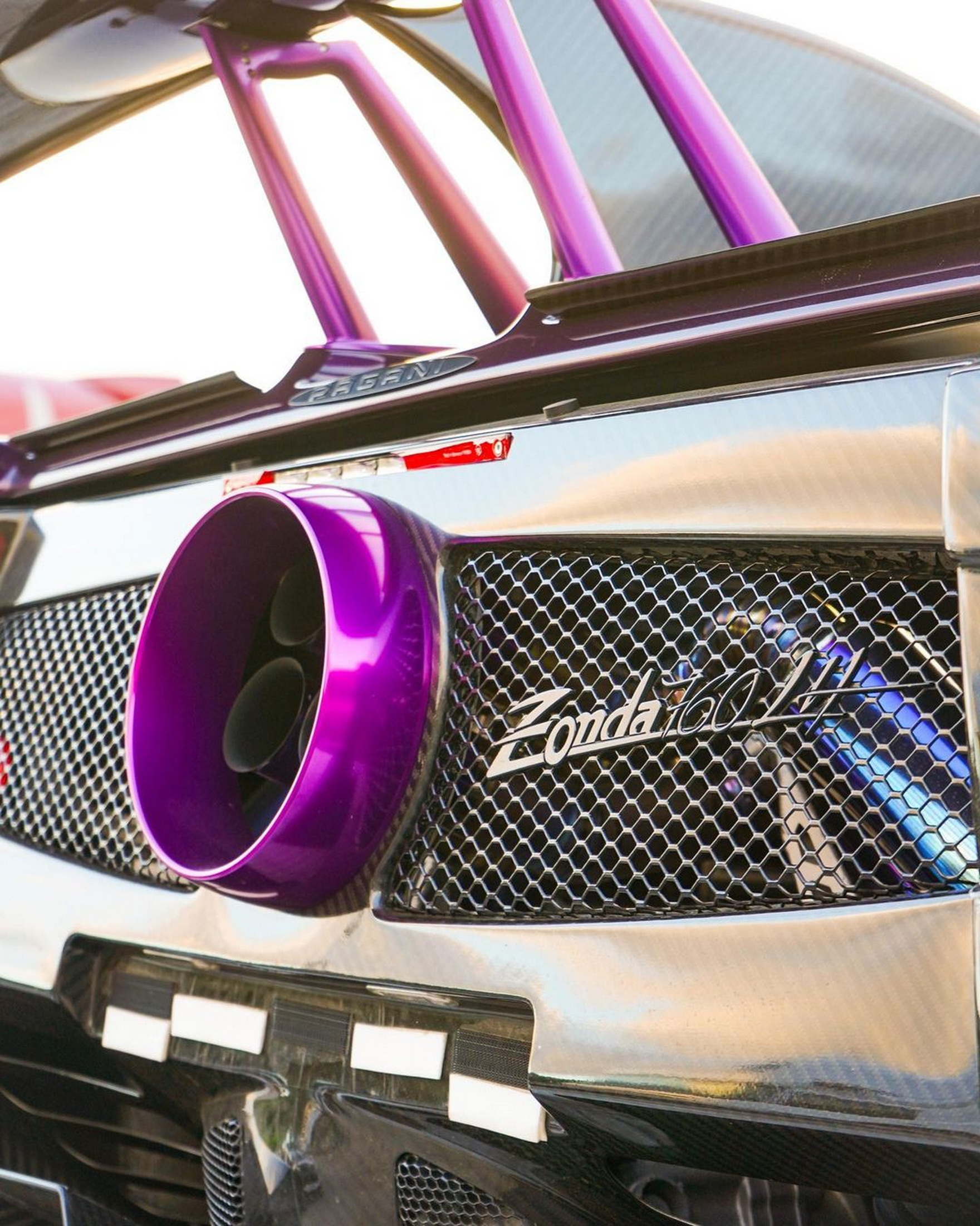 Dashcam Captures Hamilton’s Bespoke Pagani Zonda 760 LH Crashing ...