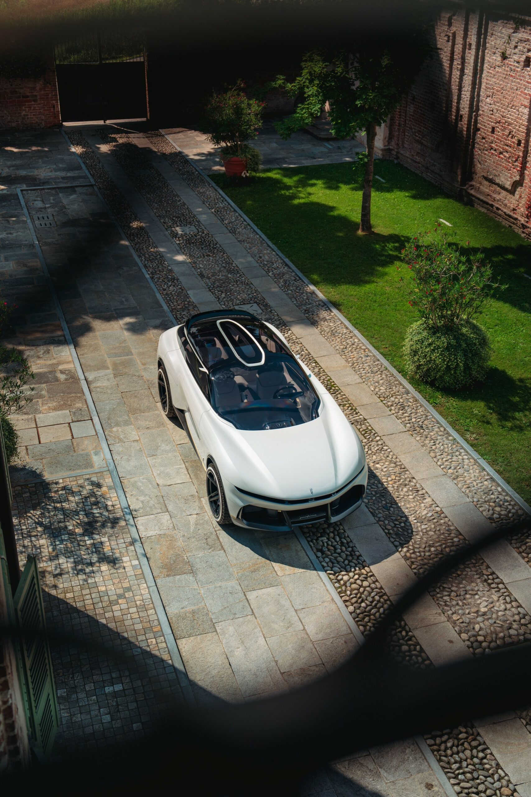 Pininfarina’s PURA Vision Concept Is A Stunning Gullwing Coupe-SUV ...