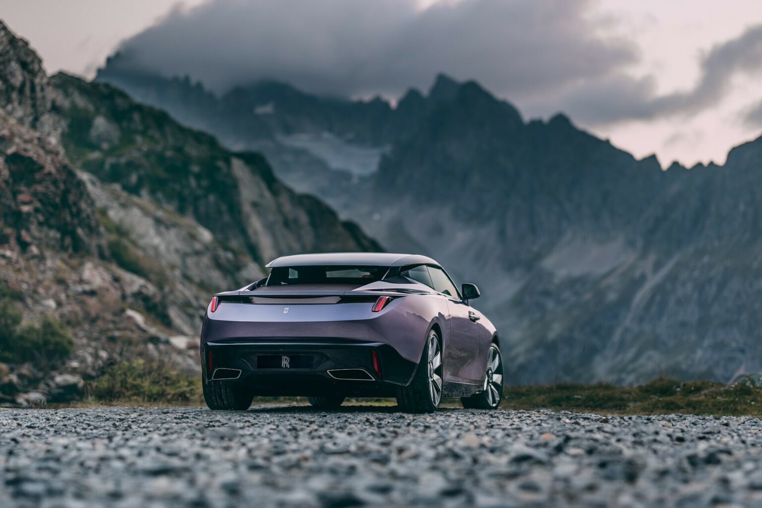 Rolls-Royce Amethyst Droptail Debuts As The Only Car With An ...