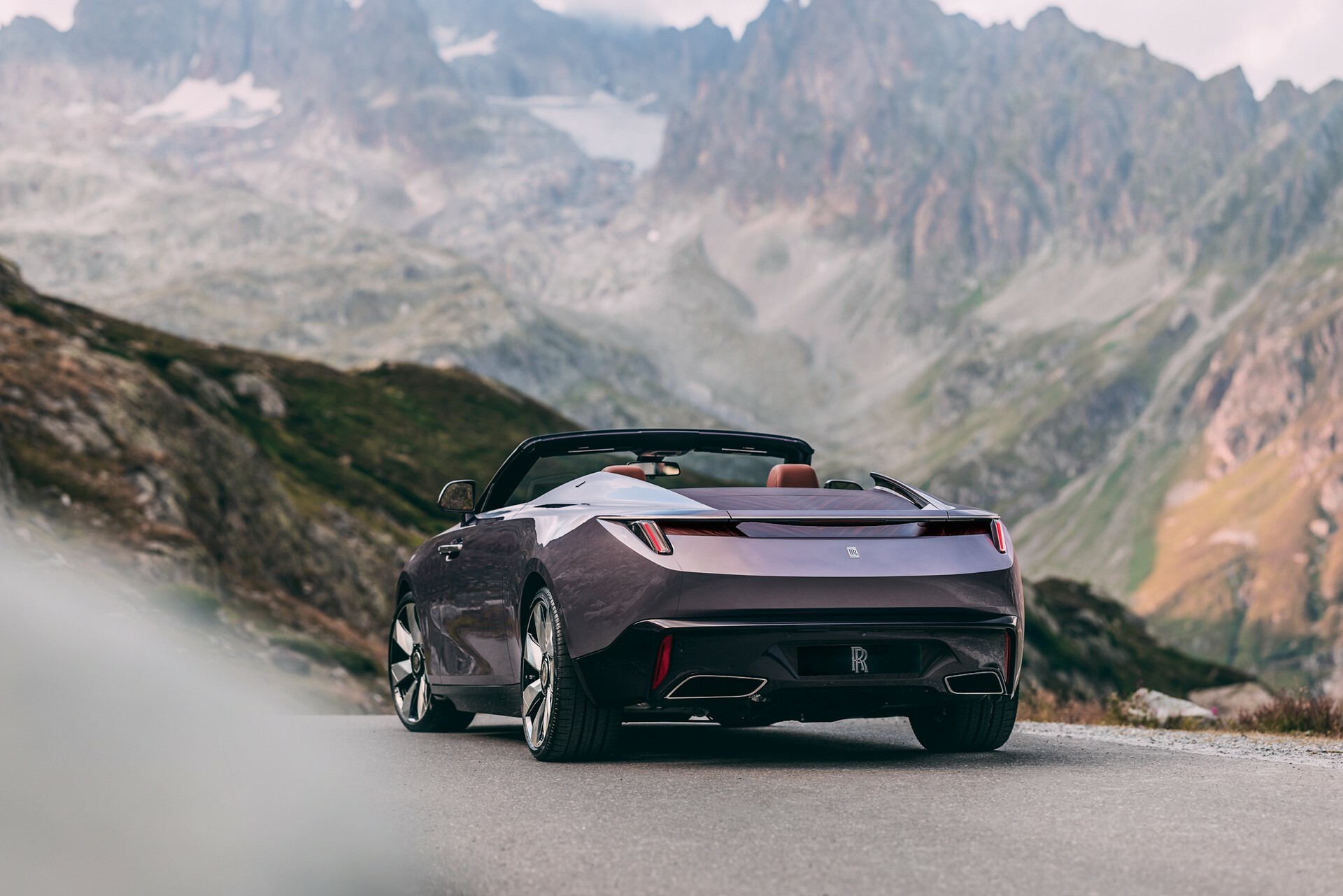 Rolls-Royce Amethyst Droptail Debuts As The Only Car With An ...