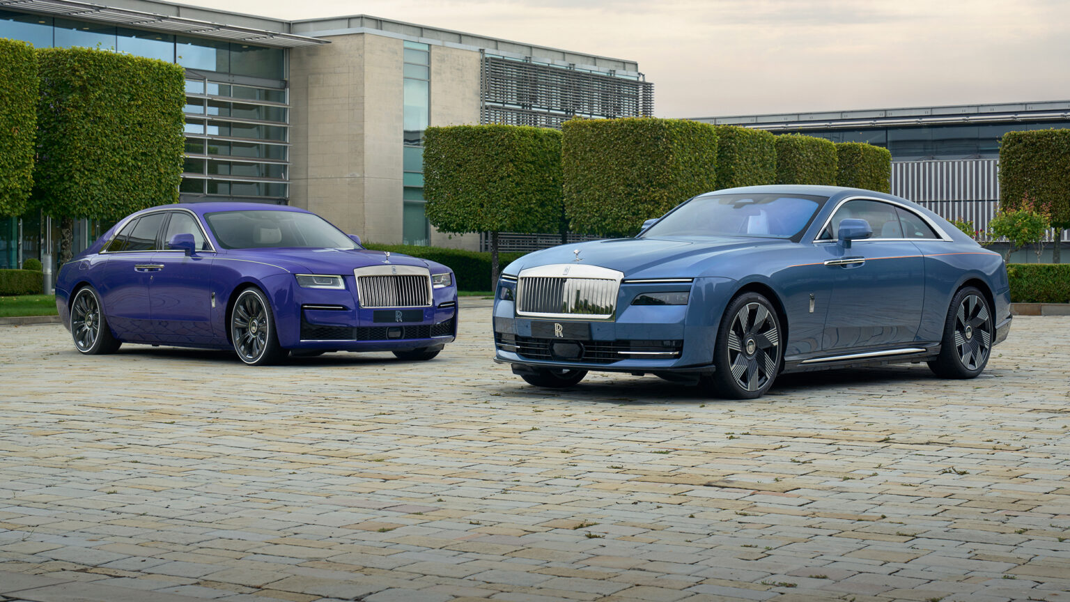 Rolls-Royce Showcasing Bespoke Spectre And Ghost At Salon Privé | Carscoops