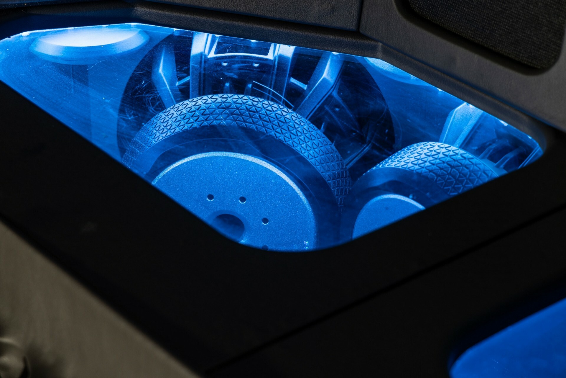 Toyota Sienna Remix Concept Debuts As A Mobile DJ Booth Complete With ...