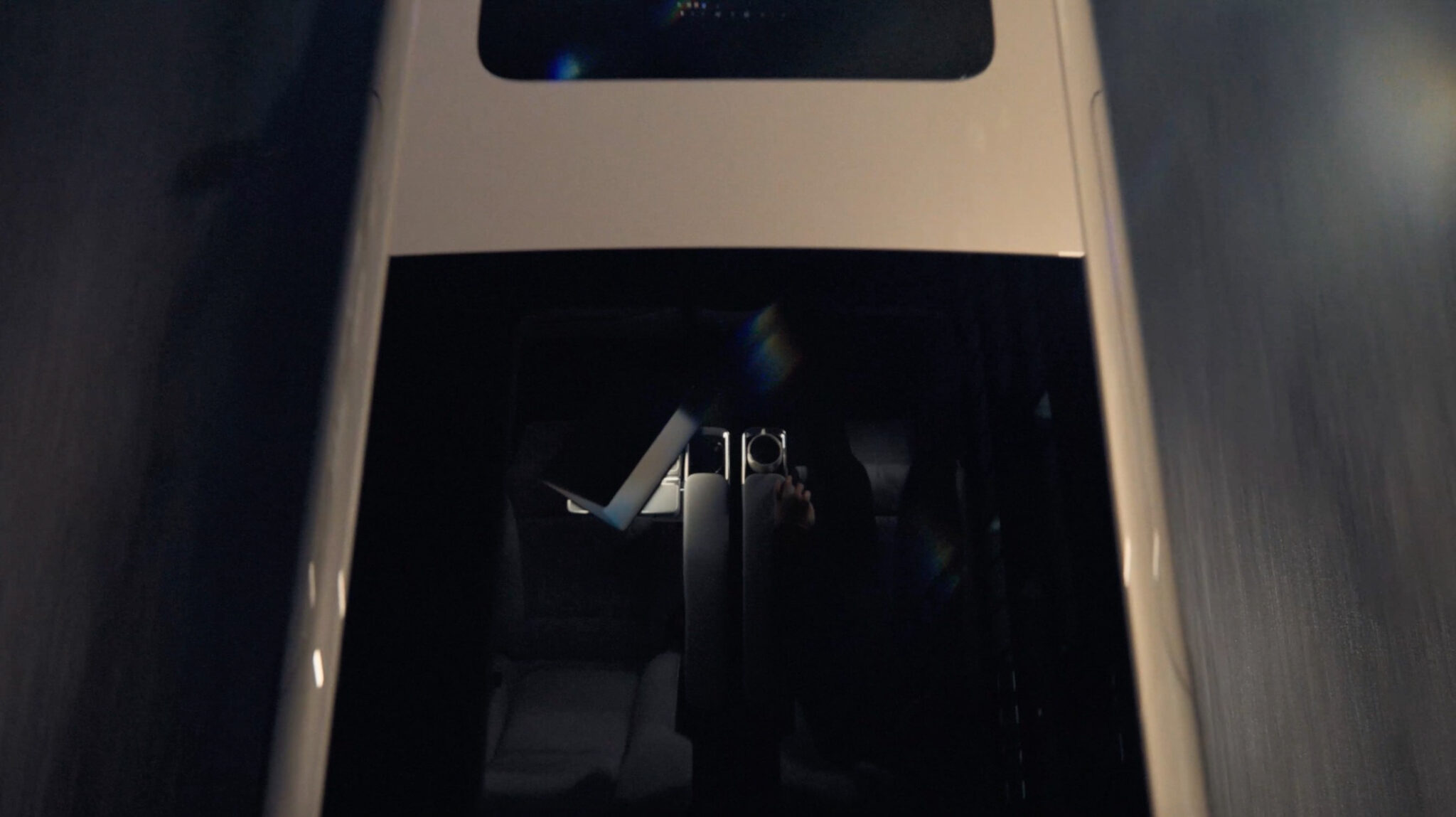 Volvo’s EM90 Electric Minivan Is A Zeekr 009 With A Scandi Twist ...