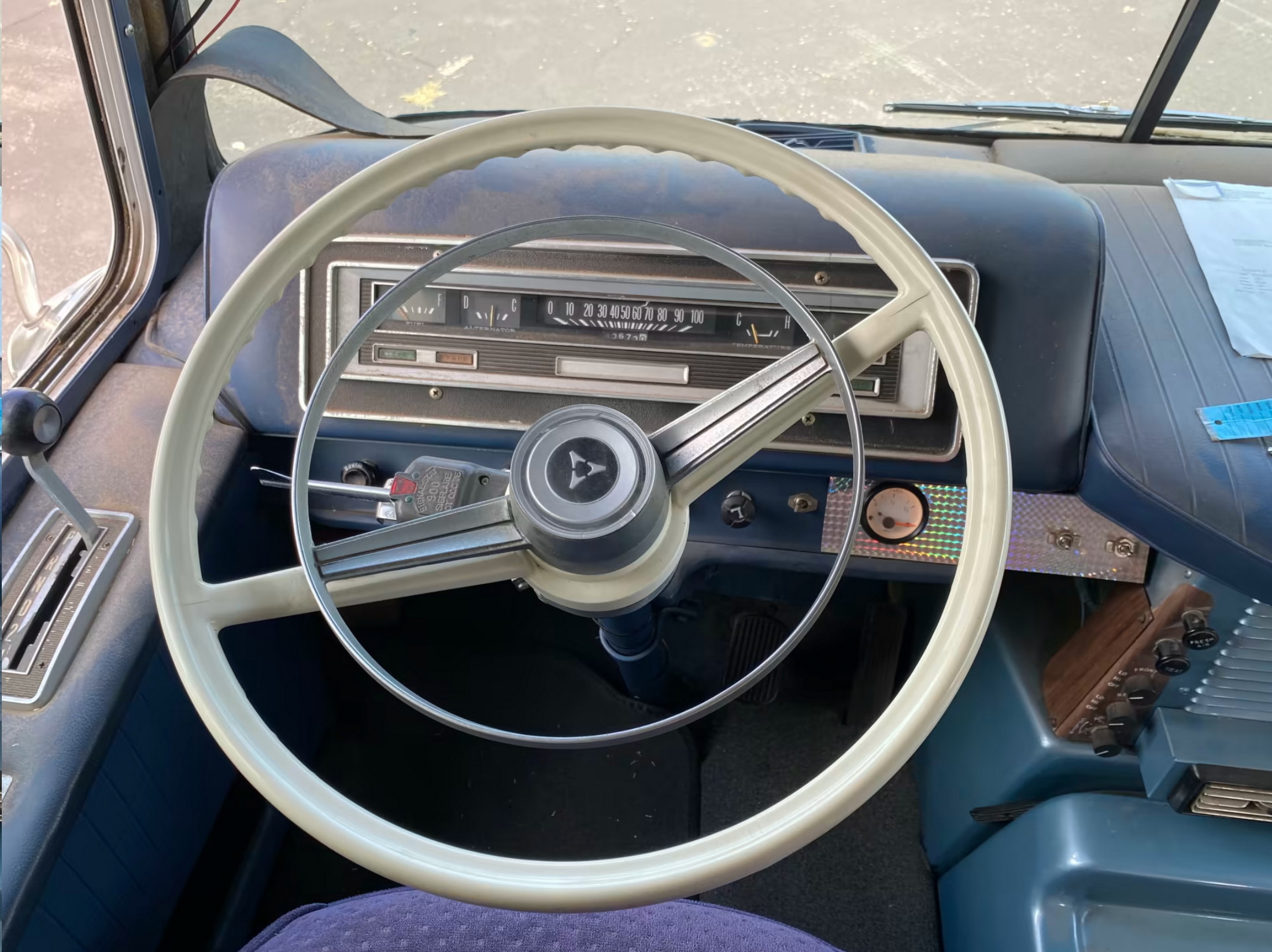 This 1-Of-12 Dodge Starcraft Motorhome Is As Rare As It Is Cute | Carscoops