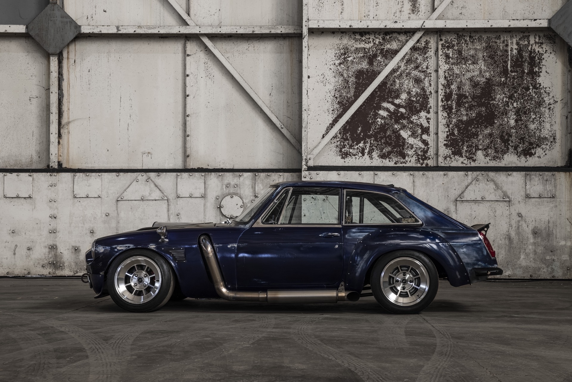 This MGB GT Is A Home-Built Recycled Monster With A 0-60 Time Of 4.2 ...