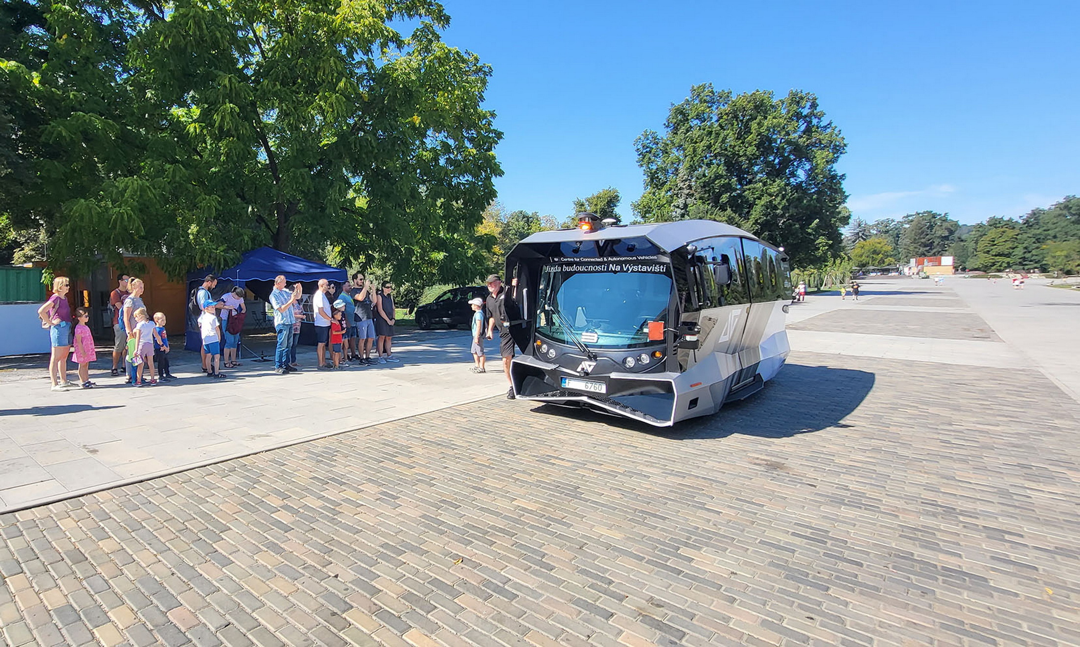 This Wild-Looking Autonomous Bus Is Now Testing In Europe | Carscoops