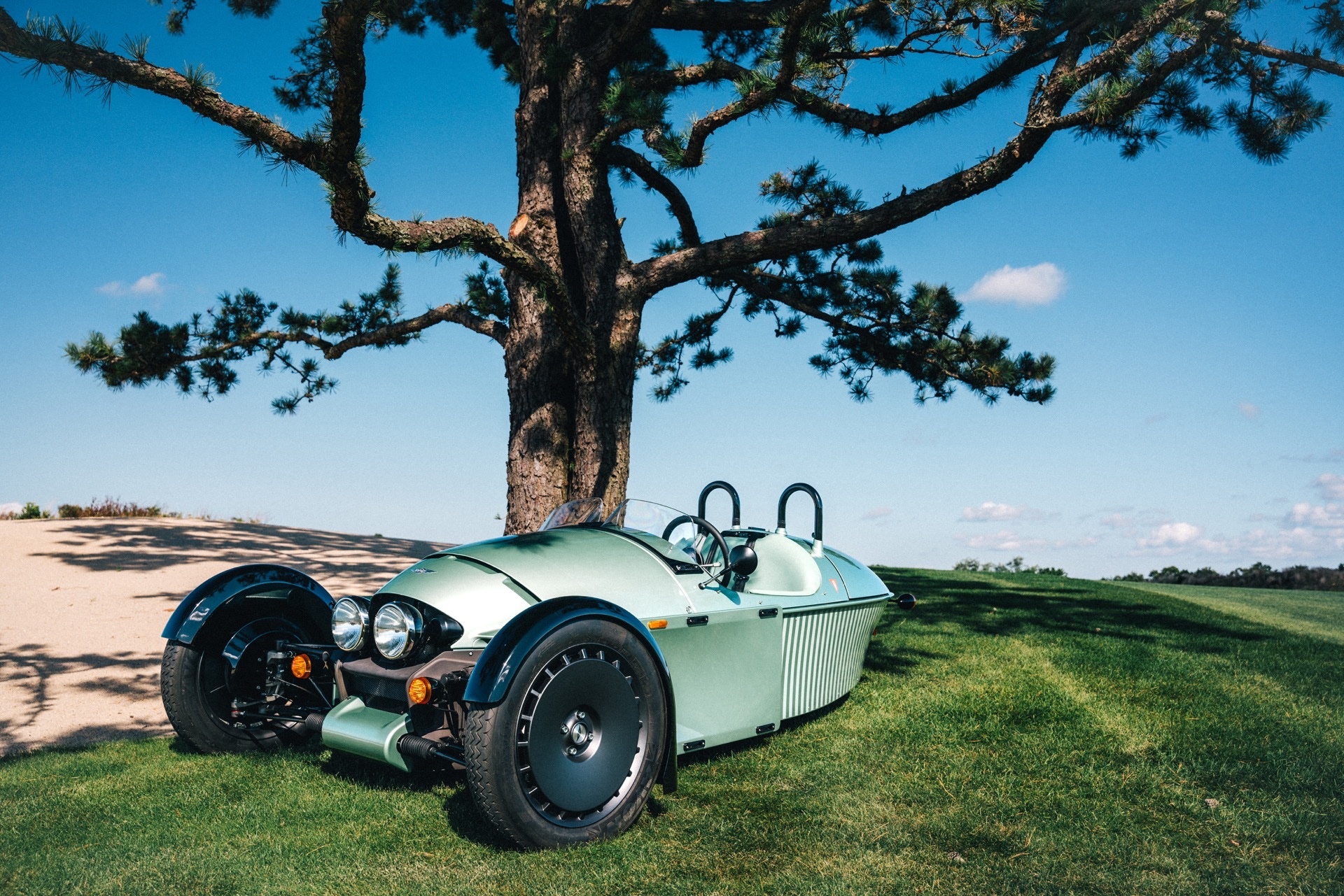 Morgan Introduces First Super 3s To The U.S., Plans To Offer Four-Wheel ...