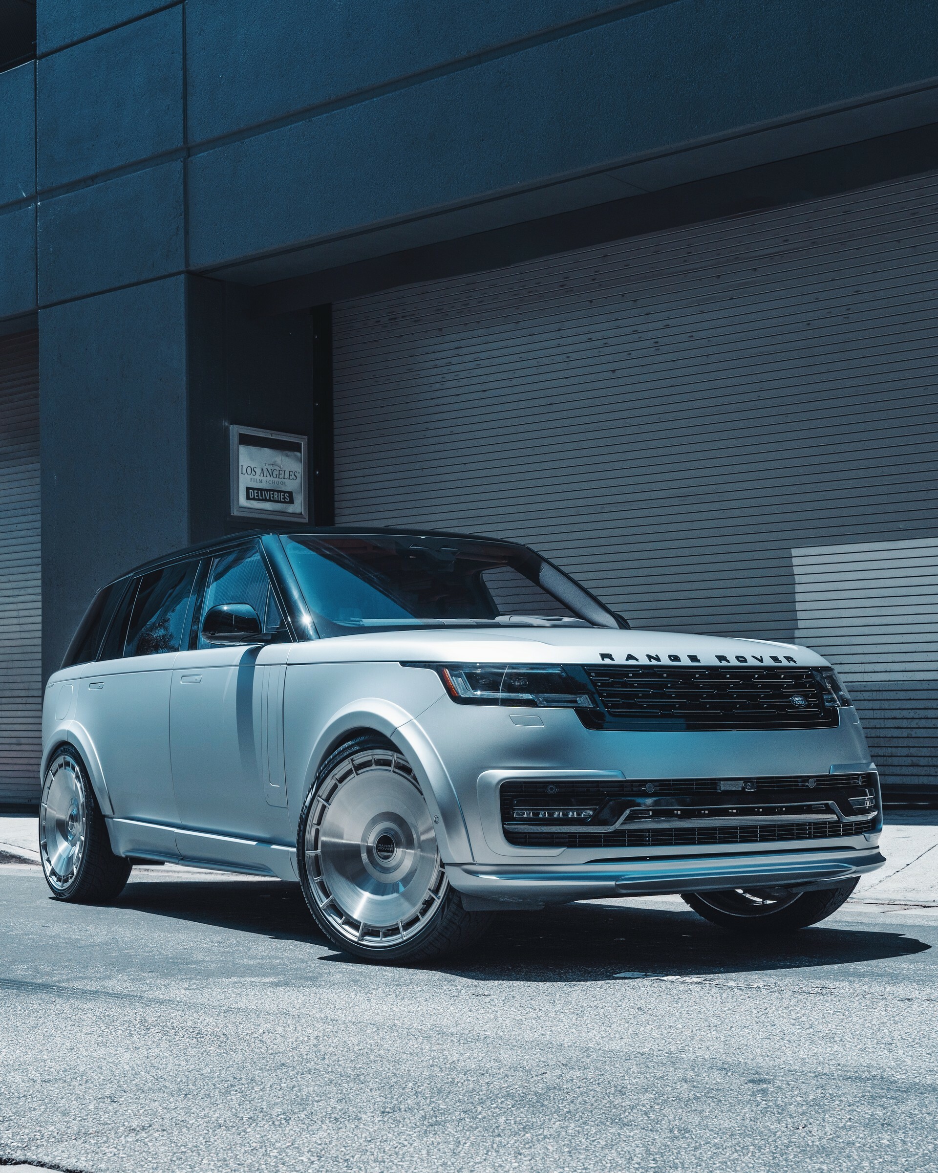 2023 Range Rover From 1016 Industries Is A True Silver Surfer | Carscoops
