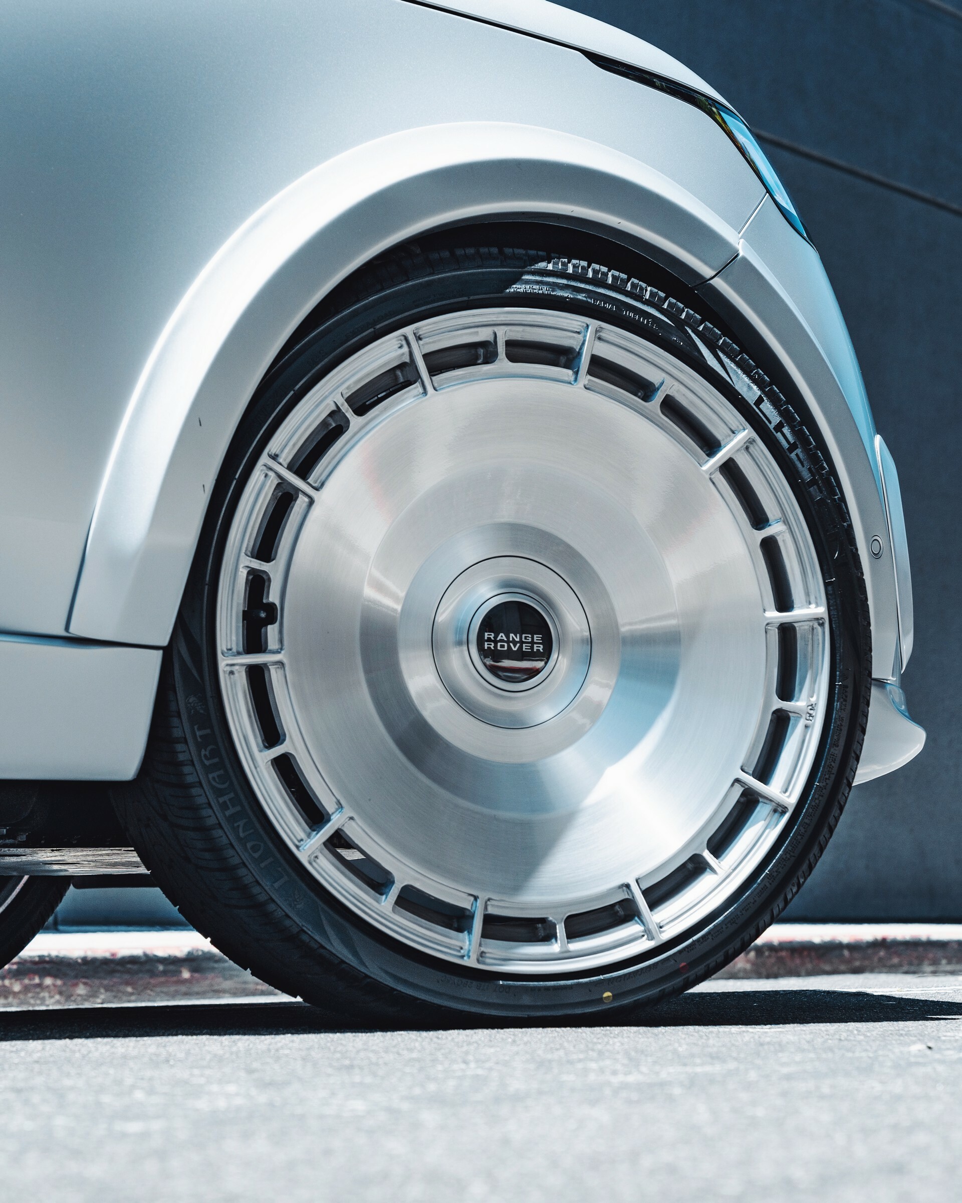 2023 Range Rover From 1016 Industries Is A True Silver Surfer | Carscoops