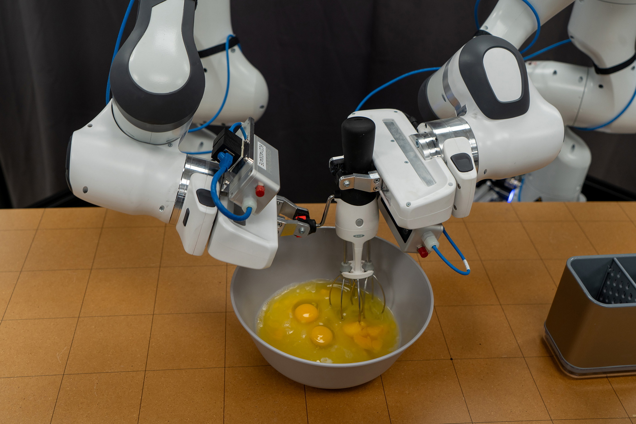 Toyota Breakthrough Allows It To Show Robots How To Perform Tasks ...