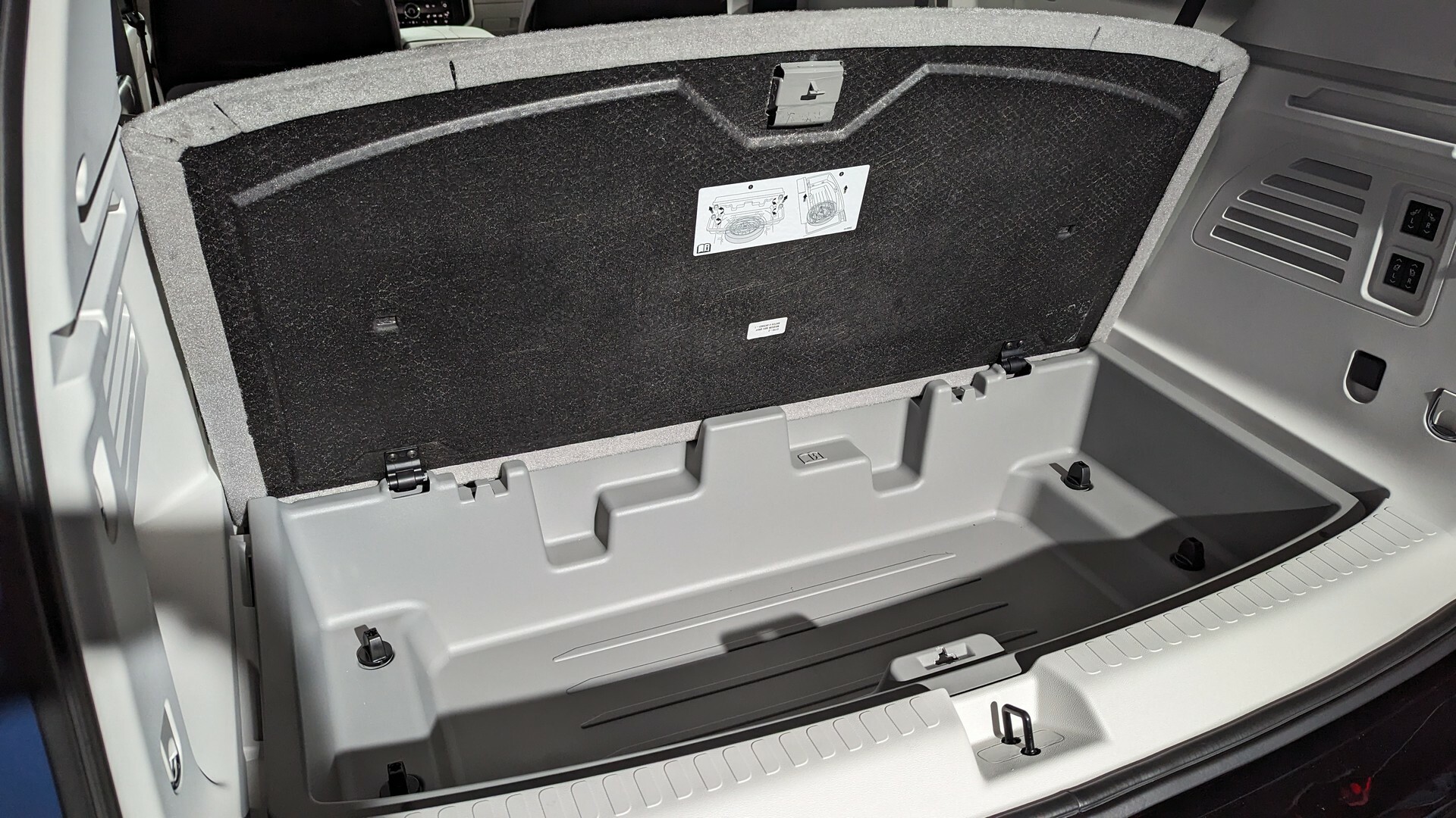 Future GMC Models To Have Distinctive Interiors That Distance Them From ...