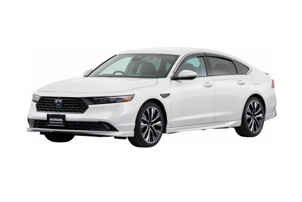 New Honda Accord Reaches Japan As A Hybrid-Only Sedan With A Clever ...