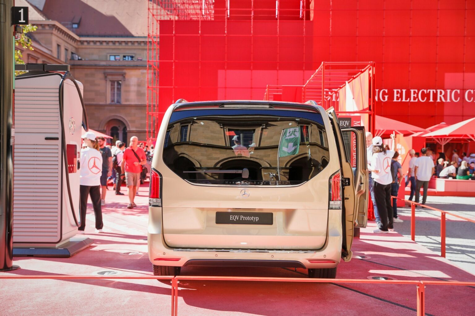 2024 Mercedes-Benz EQV Adds Extra Style To Electric Van | Carscoops