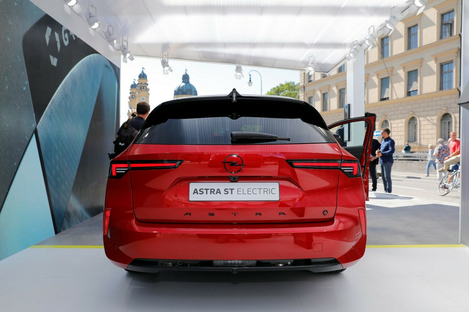 2024 Opel Astra Sports Tourer Electric Debuts In Munich As German Order ...