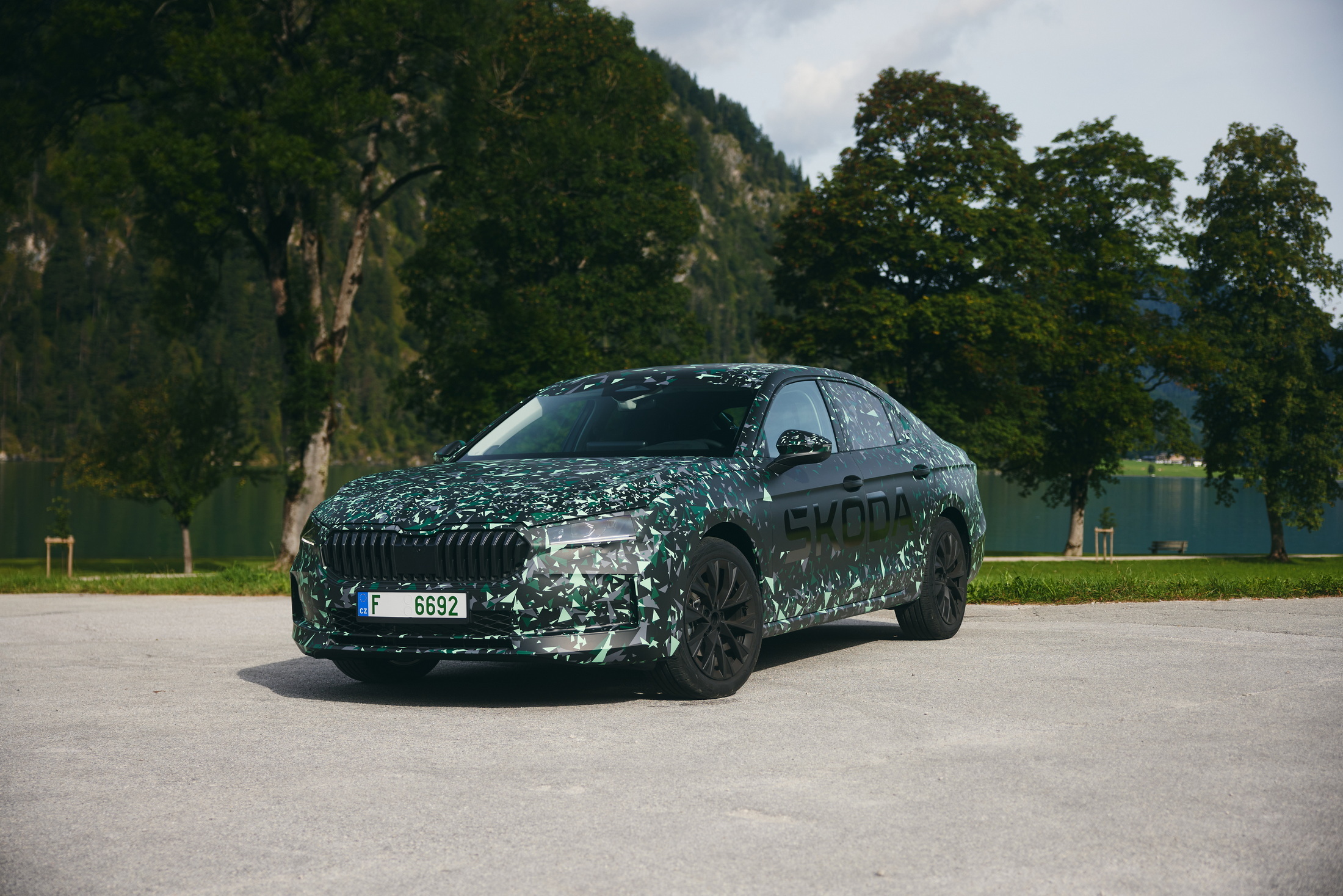 2024 Skoda Superb Hatchback Shows More Of Its Longer And More ...
