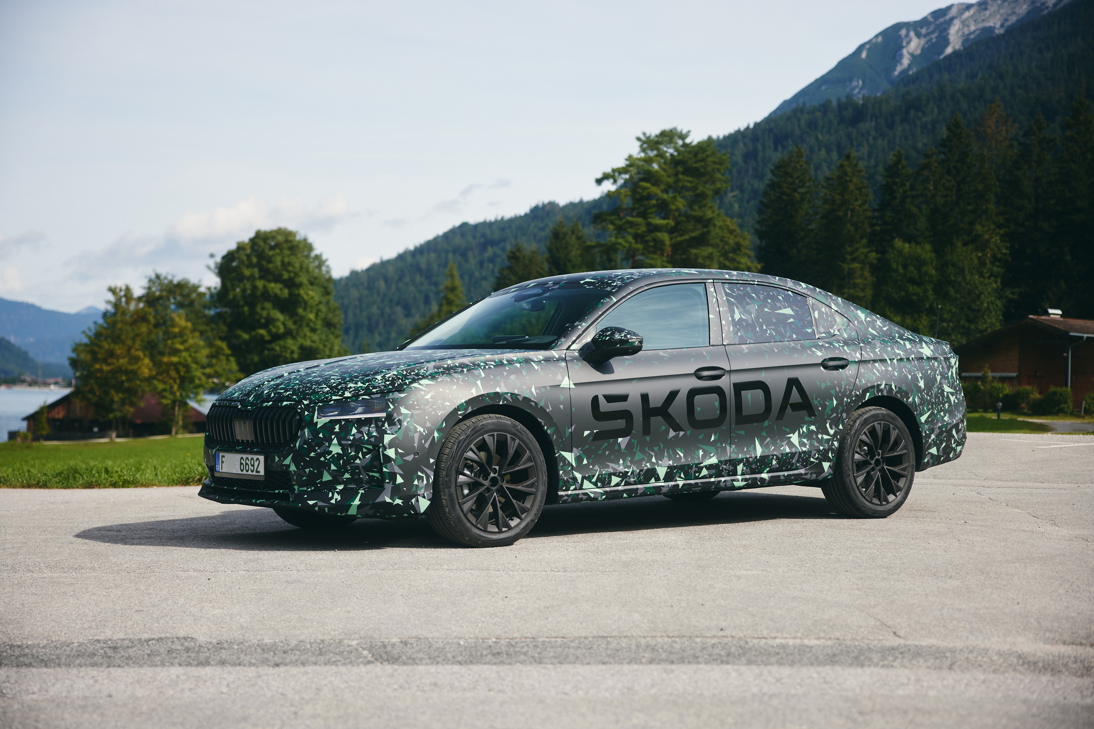 2024 Skoda Superb Hatchback Shows More Of Its Longer And More ...