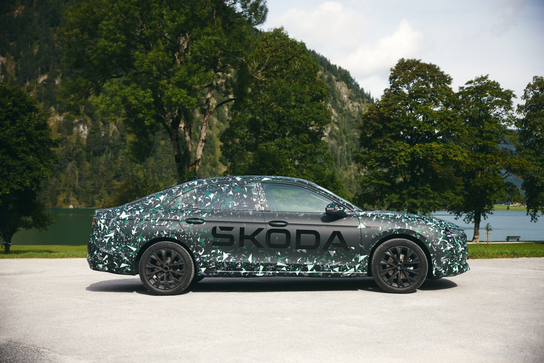 2024 Skoda Superb Hatchback Shows More Of Its Longer And More ...