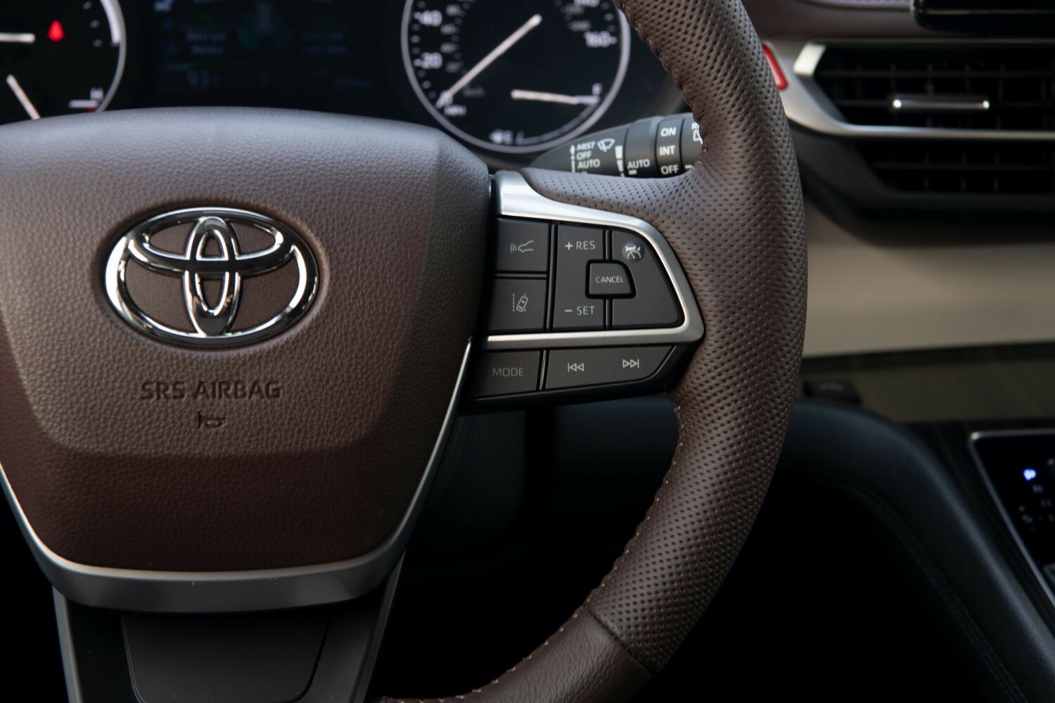 2024 Toyota Sienna Gets Styling Tweaks, A Price Hike, And A New Package ...
