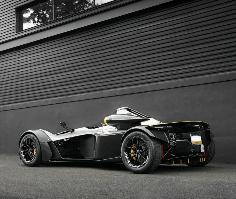 Unique BAC Mono R Premieres With Titanium Carbon Fiber Finish | Carscoops