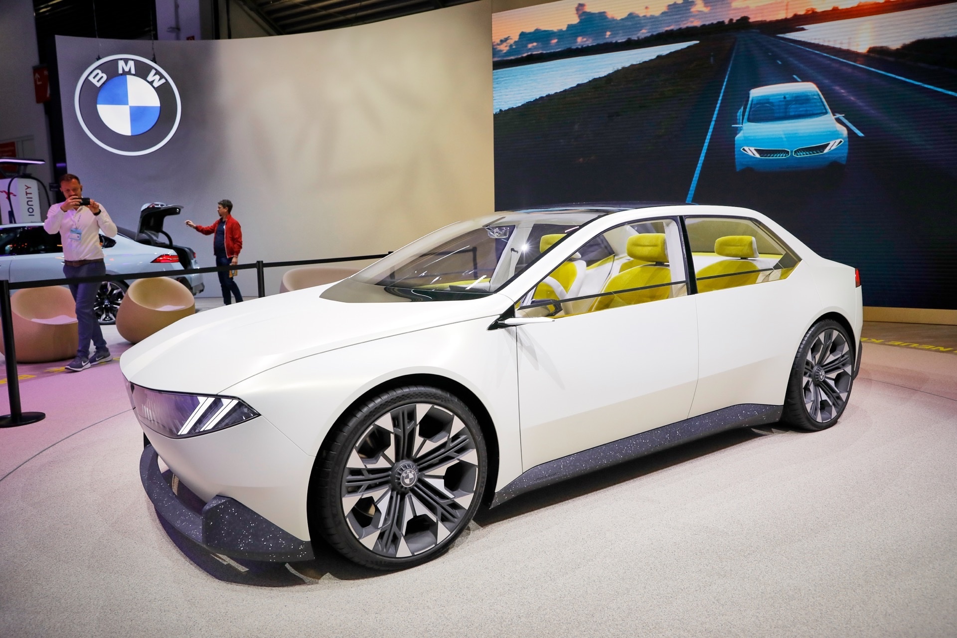 BMW Neue Klasse Concept Reboots The Brand And The 3-Series For The ...