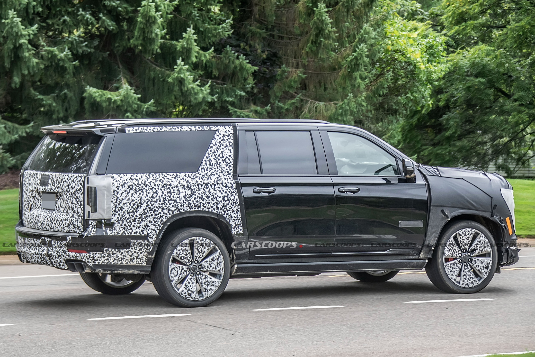 2025 Cadillac Escalade Spied With New Interior From The Electric ...