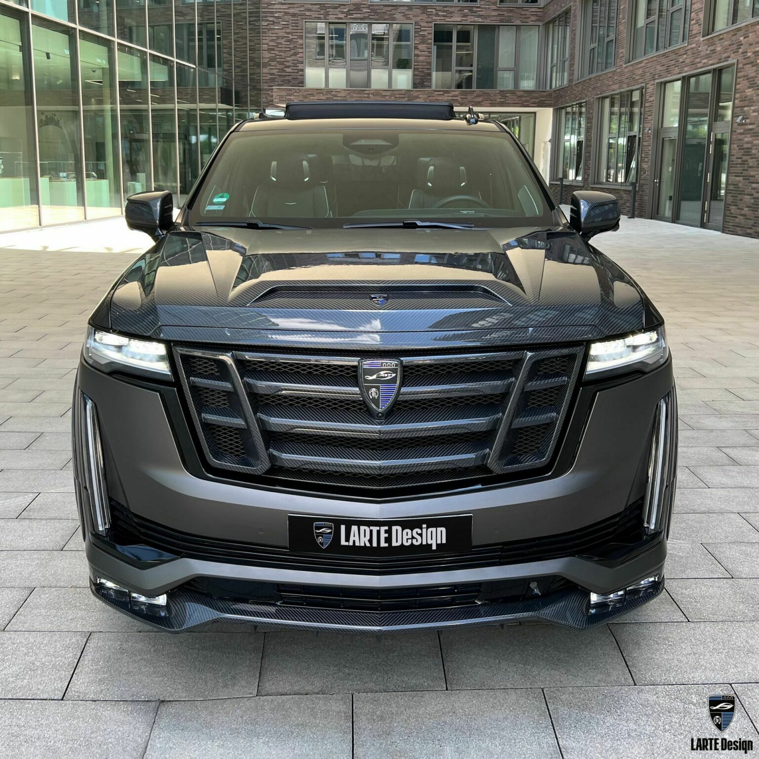 Larte Design Gives The Cadillac Escalade All The Carbon Fiber | Carscoops