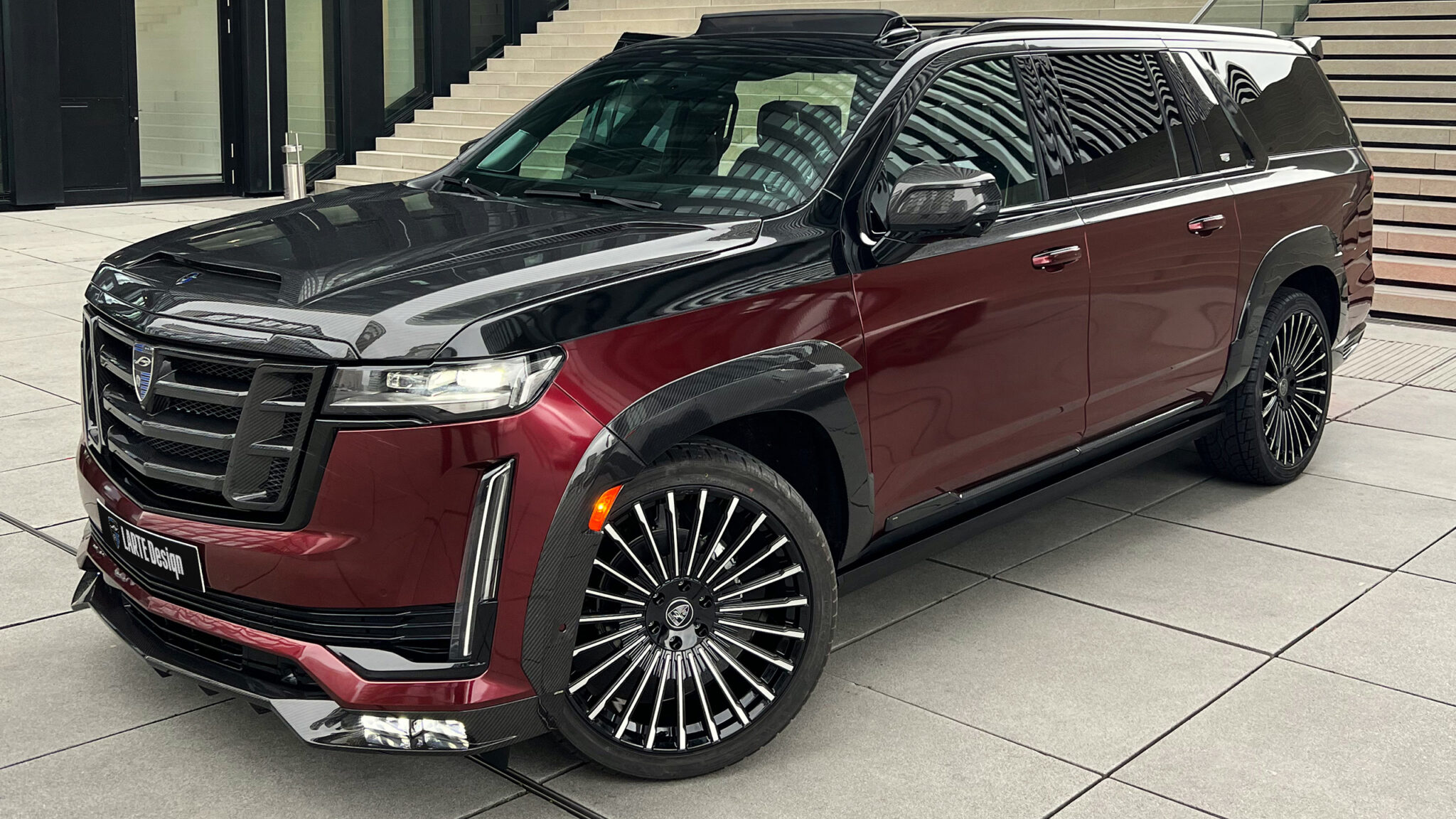 Larte Design Gives The Cadillac Escalade All The Carbon Fiber | Carscoops