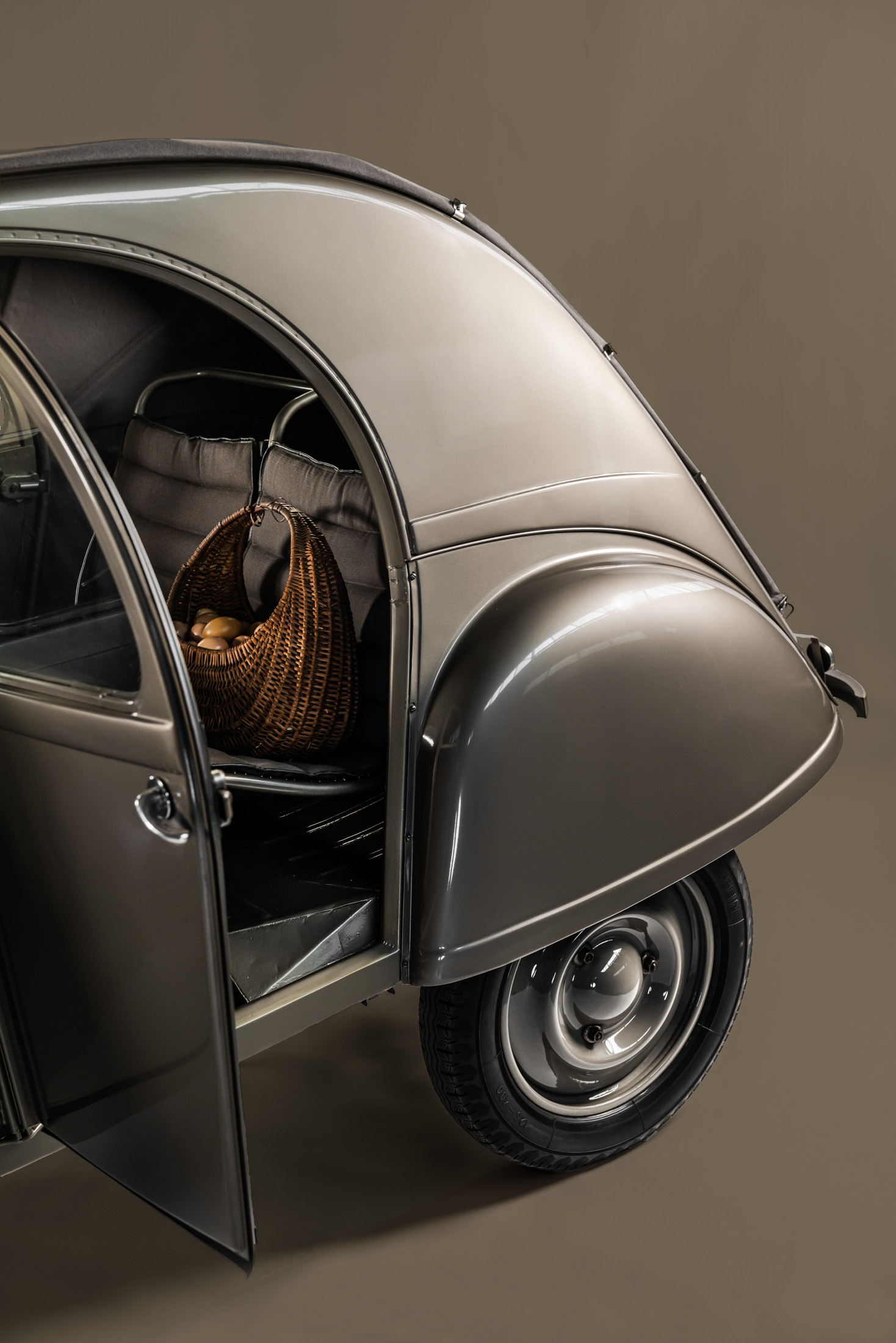 Citroen Celebrates 75 Years Of The Tin Snail | Carscoops