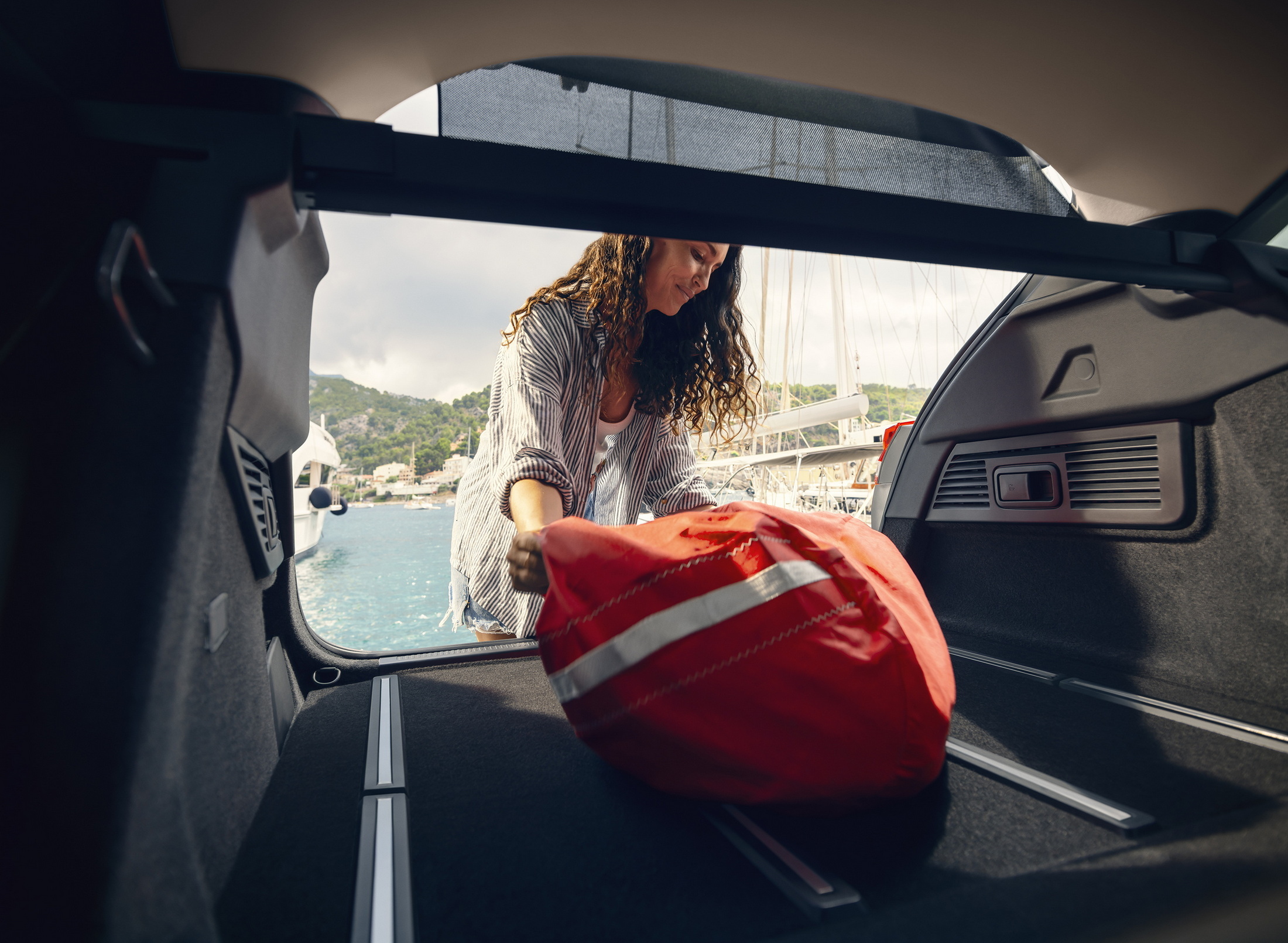 Citroen C5 X Hypnos Special Edition Wants To Relax You With Its ...