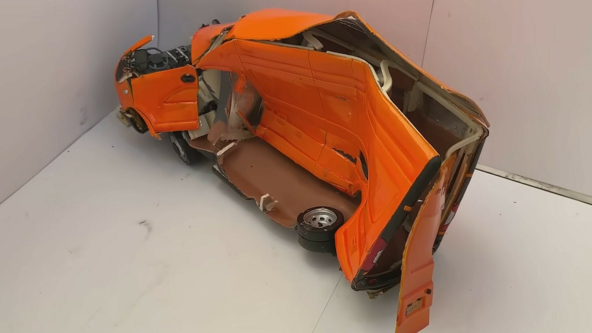 This Guy Replicates Crash Tests With Extremely Detailed Scale Models ...