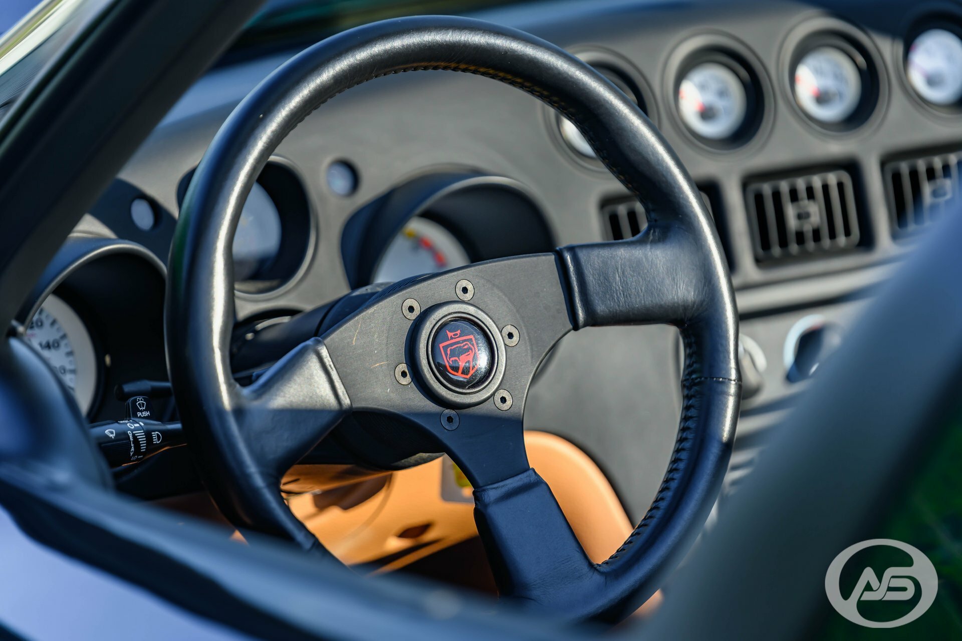 This Rare Emerald Green 1994 Dodge Viper Is A Great Way To Spend ...