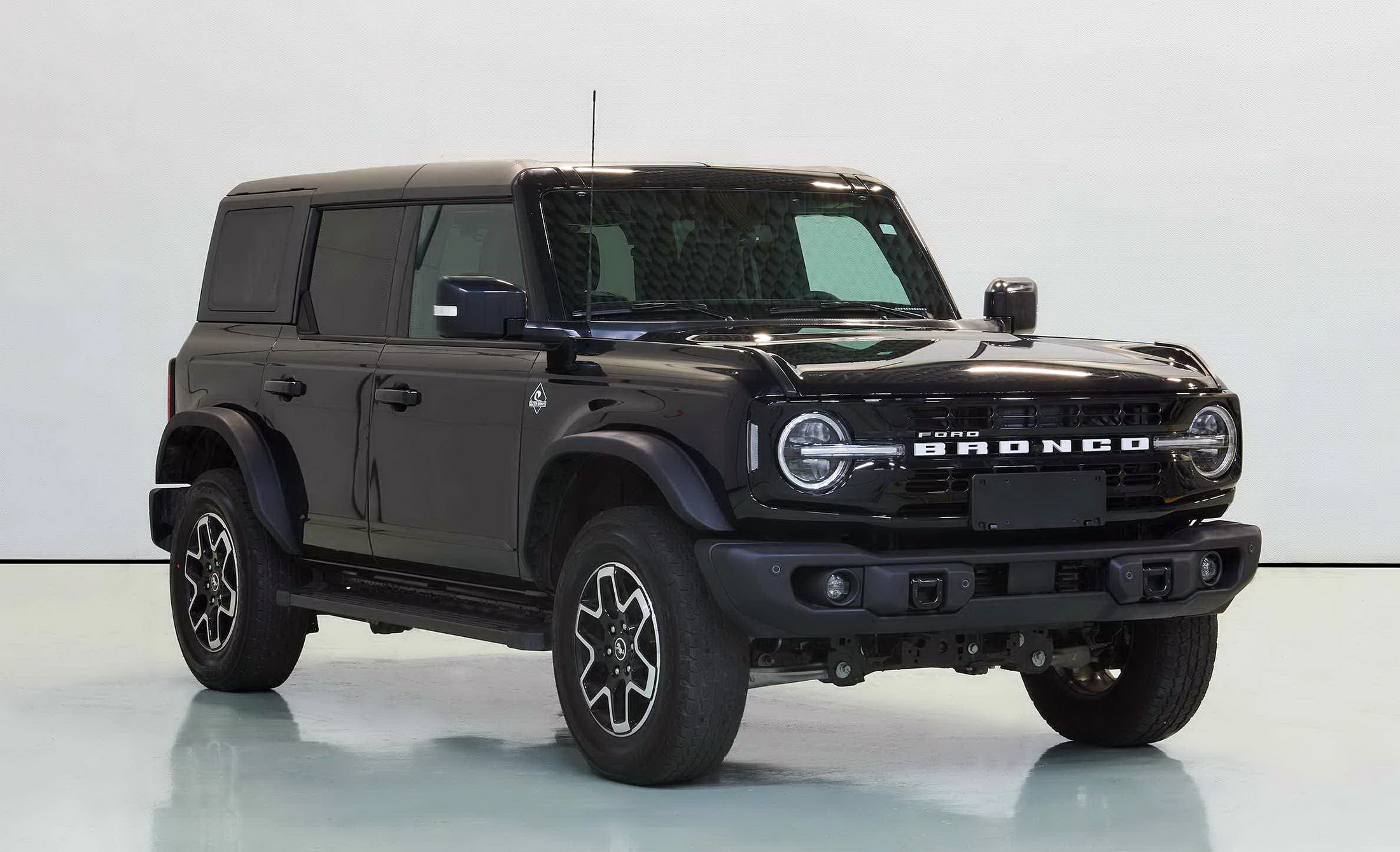 Chinese-Built Ford Bronco Breaks Cover With New Badges And 271 HP ...