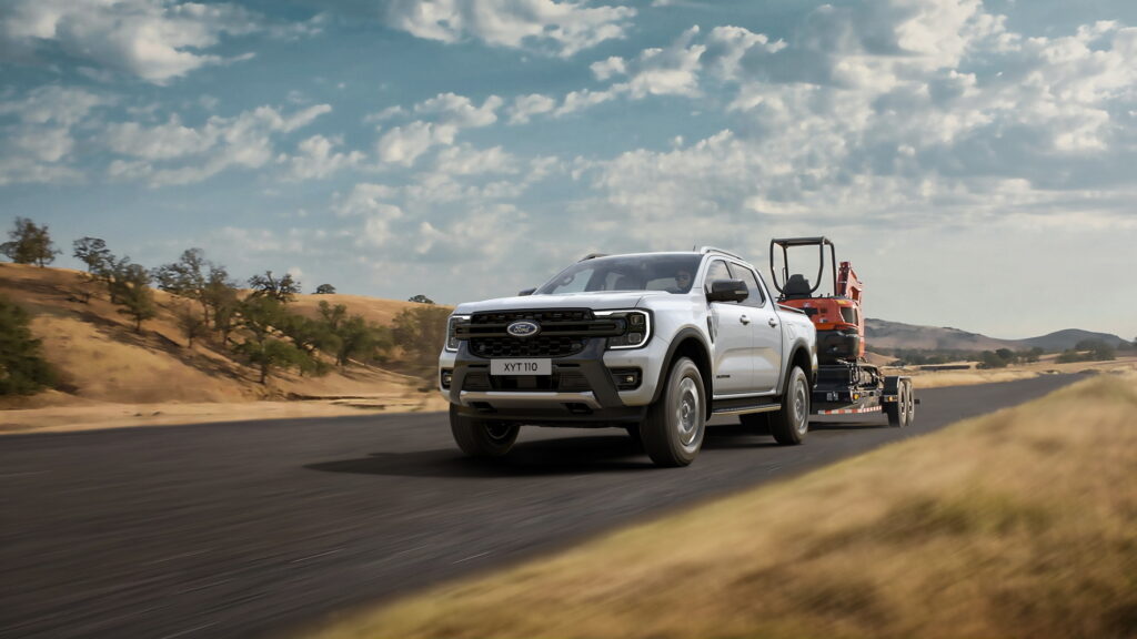 2025 Ford Ranger Plug-In Hybrid Revealed With Over 28 Miles Of EV-Only ...