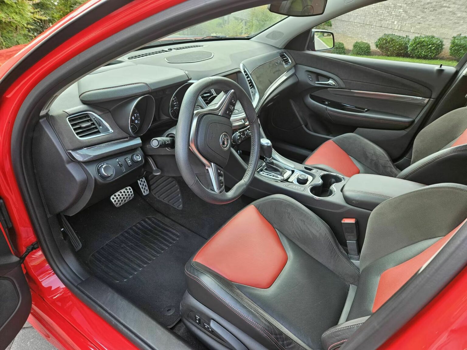 Rare Left-Hand Drive HSV Maloo R8 LSA Is America’s Coolest Ute | Carscoops