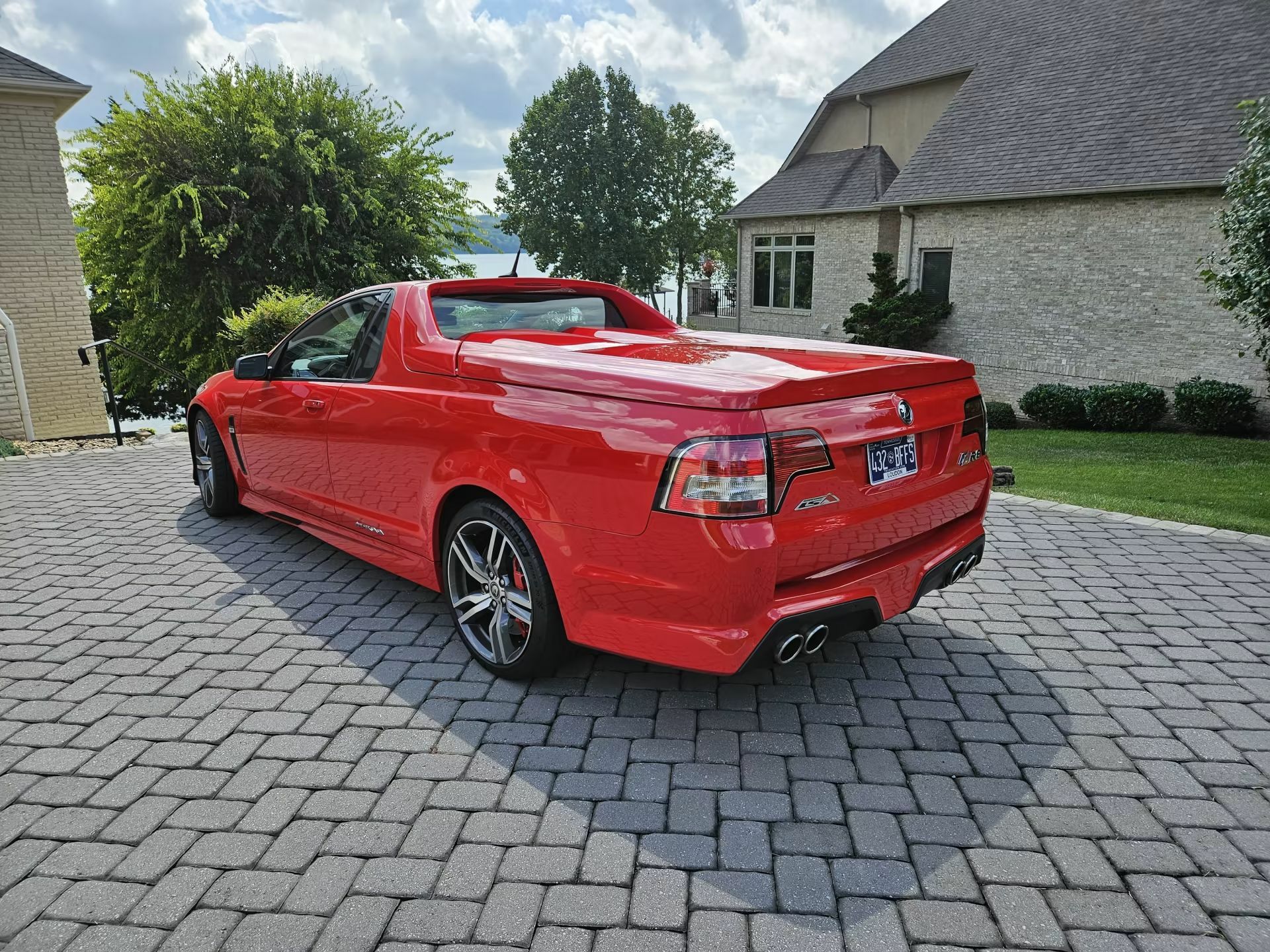Rare Left-Hand Drive HSV Maloo R8 LSA Is America’s Coolest Ute | Carscoops