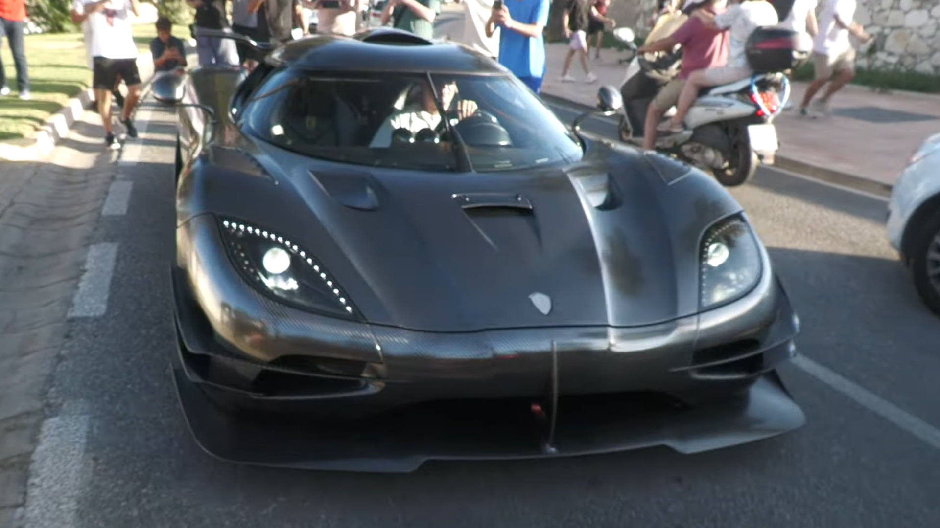 Koenigsegg One Fronti Art New Koenigsegg ONE:1 And Aston Martin One 77