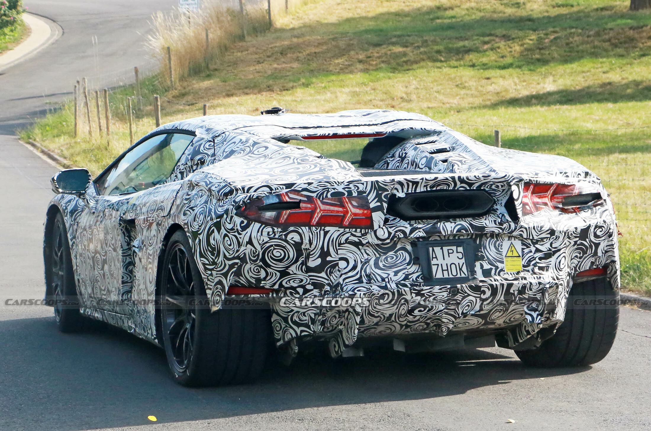 Lamborghini Huracan Successor Coming This Year With ‘Bespoke’ V8 Hybrid ...